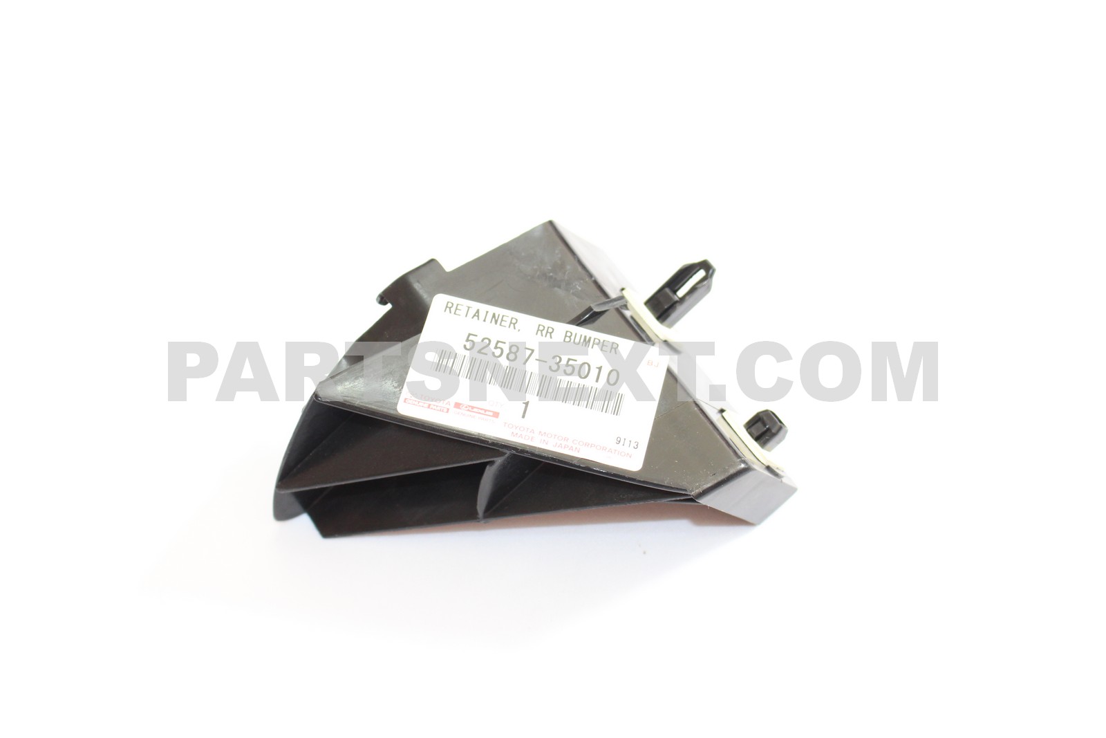 Toyota :: 52587-35010 RETAINER, REAR BUMPER END, RH