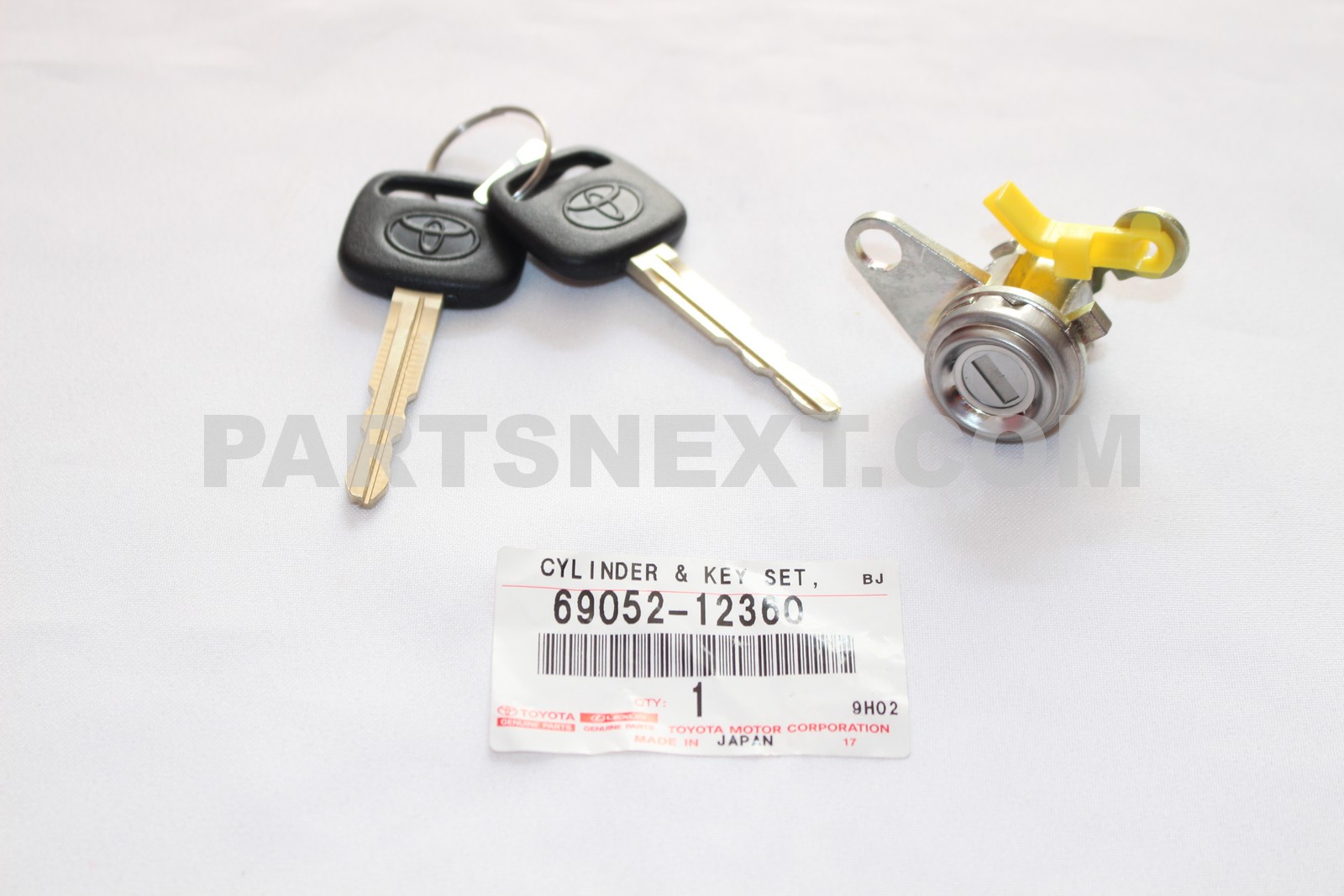 Toyota :: 69052-12360 CYLINDER & KEY SET, DOOR LOCK, LH