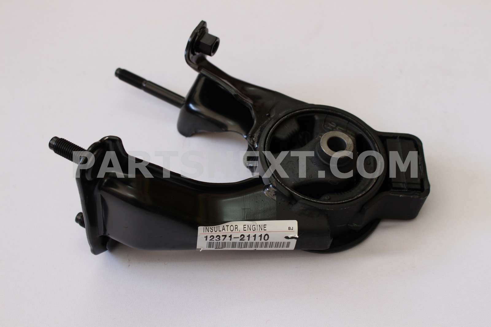 Toyota :: 12371-21110 INSULATOR, ENGINE MOUNTING, REAR