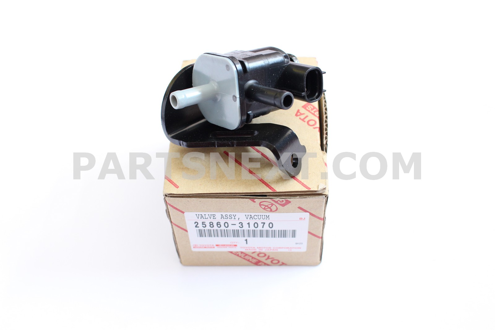 Toyota :: 25860-31070 VALVE ASSY, VACUUM SWITCHING, NO.1