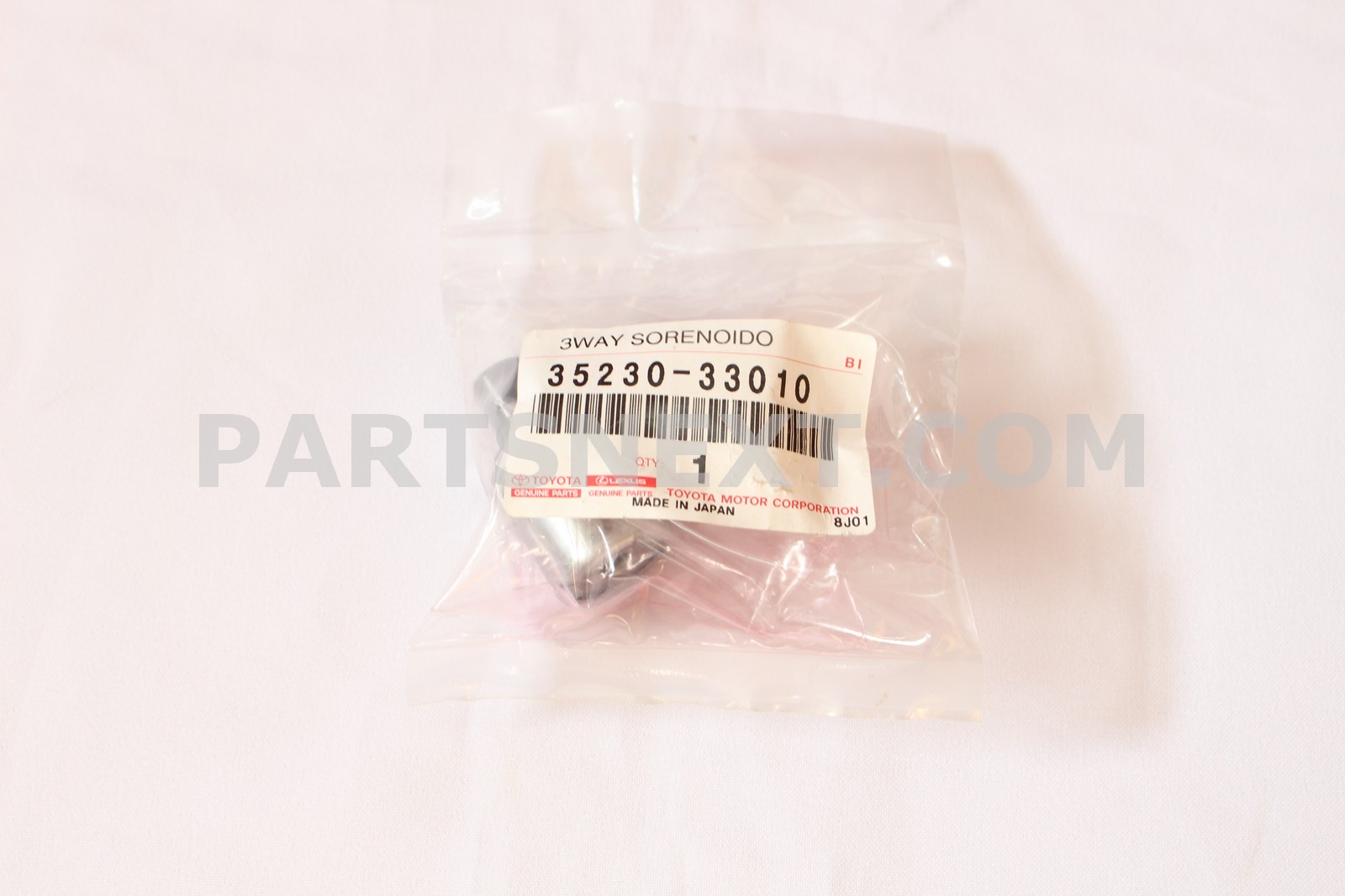 Toyota :: 35230-33010 SOLENOID ASSY, TRANSMISSION 3WAY, NO.2