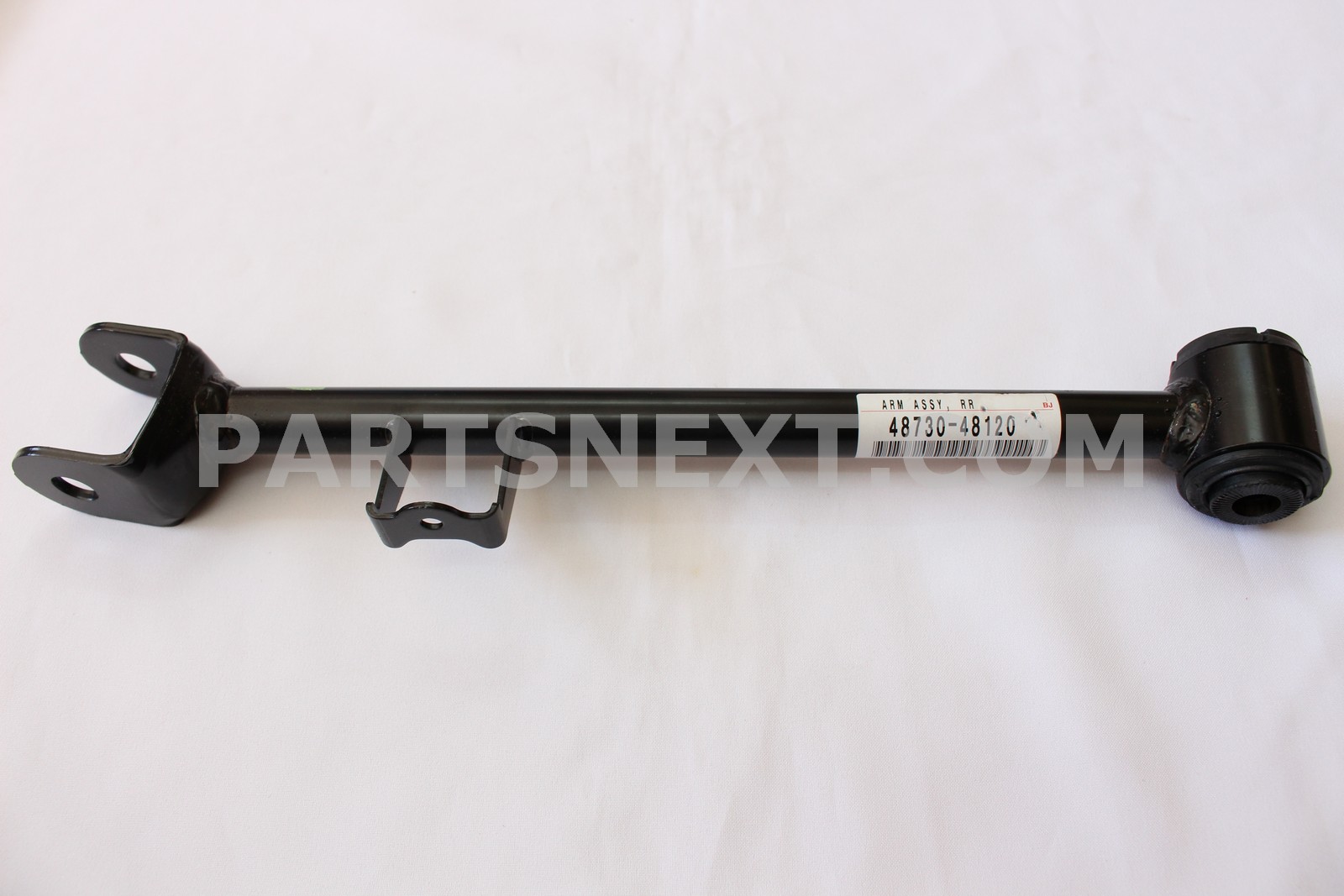 Toyota :: 48730-48120 ARM ASSY, REAR SUSPENSION, NO.2 RH
