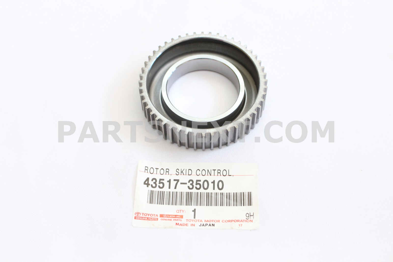 Toyota :: 43517-35010 ROTOR, SKID CONTROL, REAR