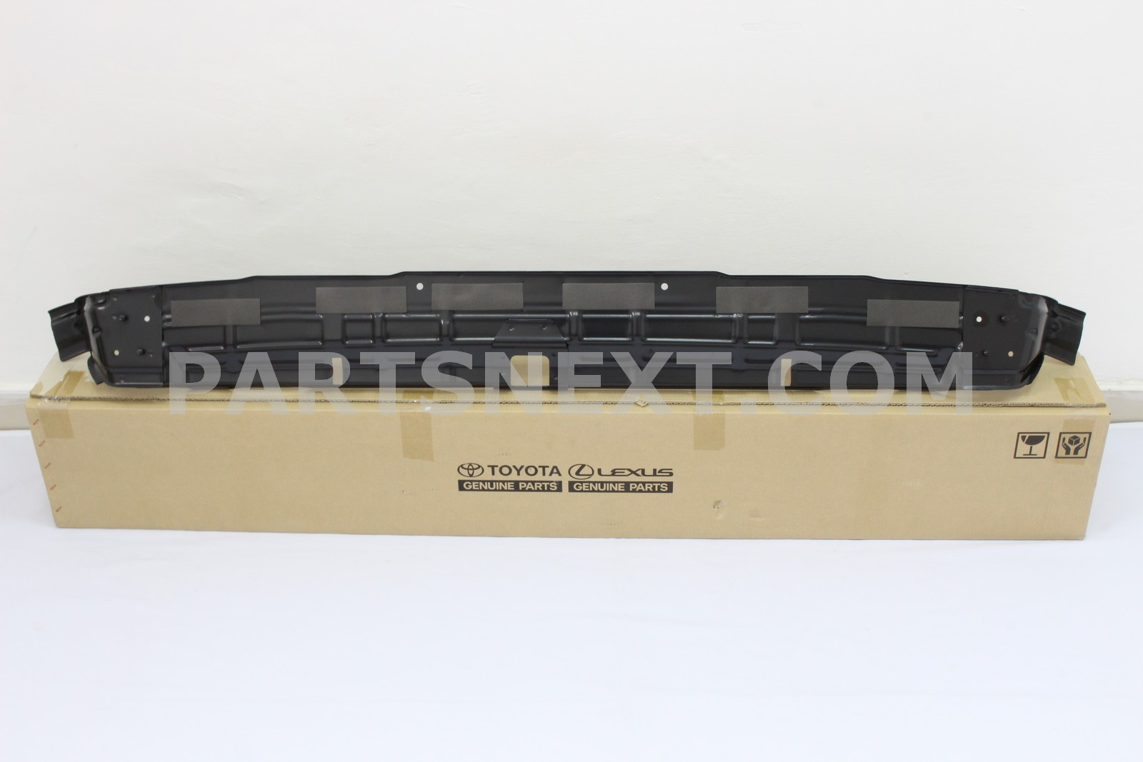 Toyota :: 52309-60010 REINFORCEMENT SUB-ASSY, BACK STEP