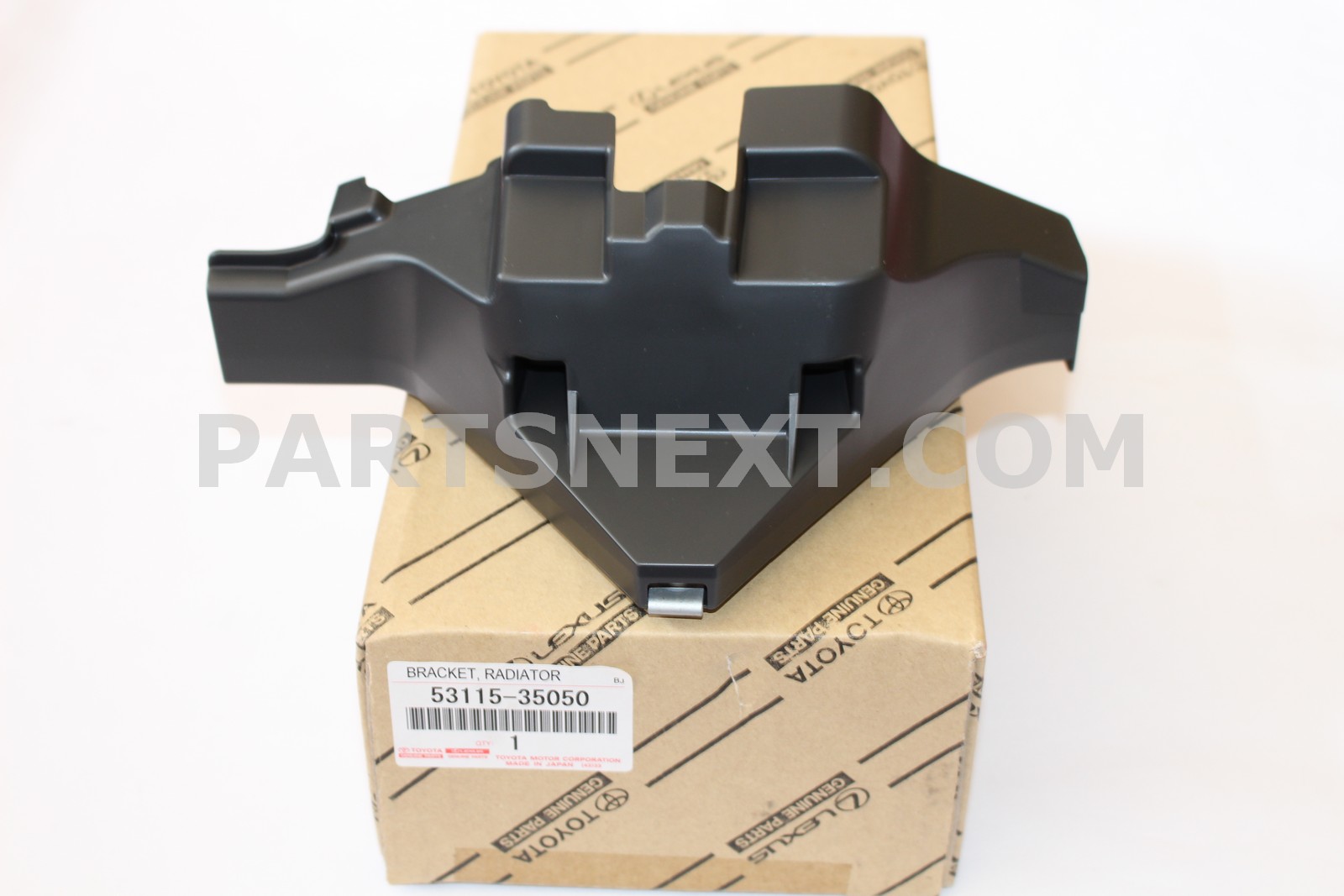 Toyota :: 53115-35050 BRACKET, RADIATOR GRILLE