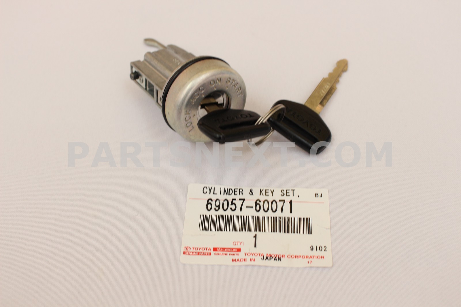 Toyota :: 69057-60071 CYLINDER & KEY SET, IGNITION SWITCH LOCK