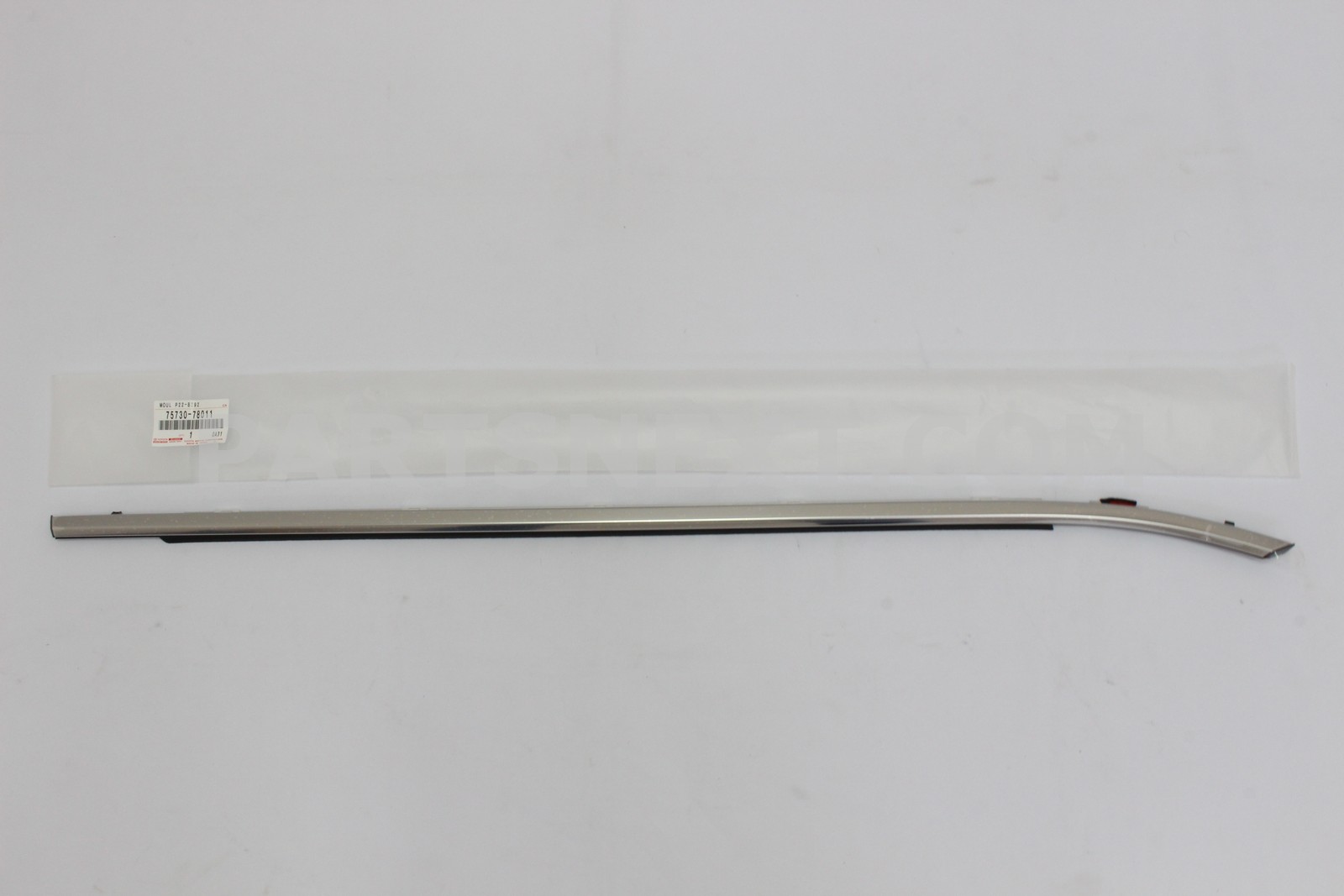 Toyota :: 75730-78011 MOULDING ASSY RR