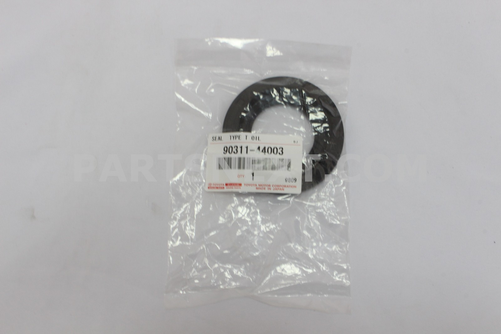 Toyota :: 90311-44003 OIL SEAL, FRONT DRIVE SHAFT, LH