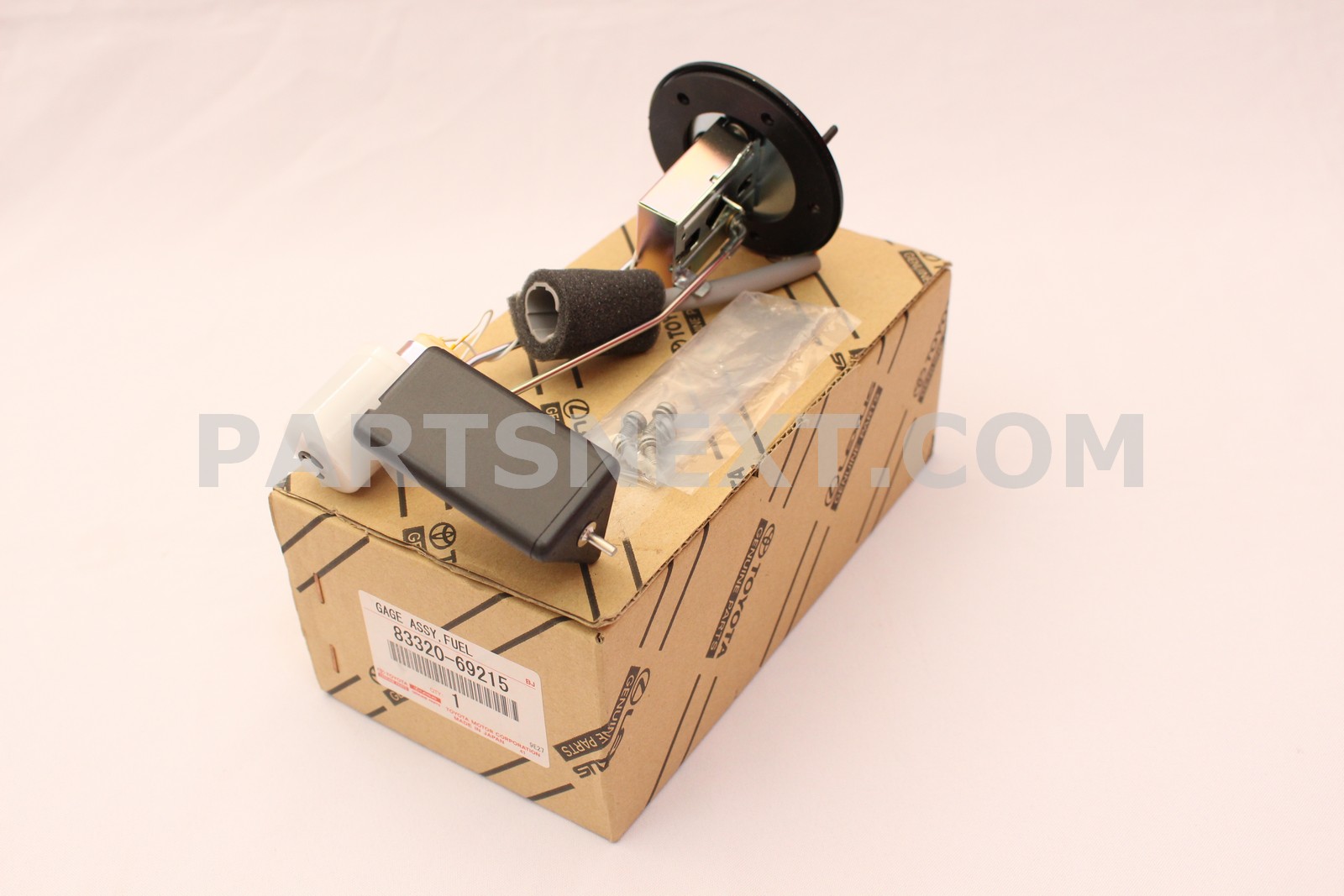 Toyota :: 83320-69215 GAGE ASSY, FUEL SENDER (FOR FUEL SUB-TANK)