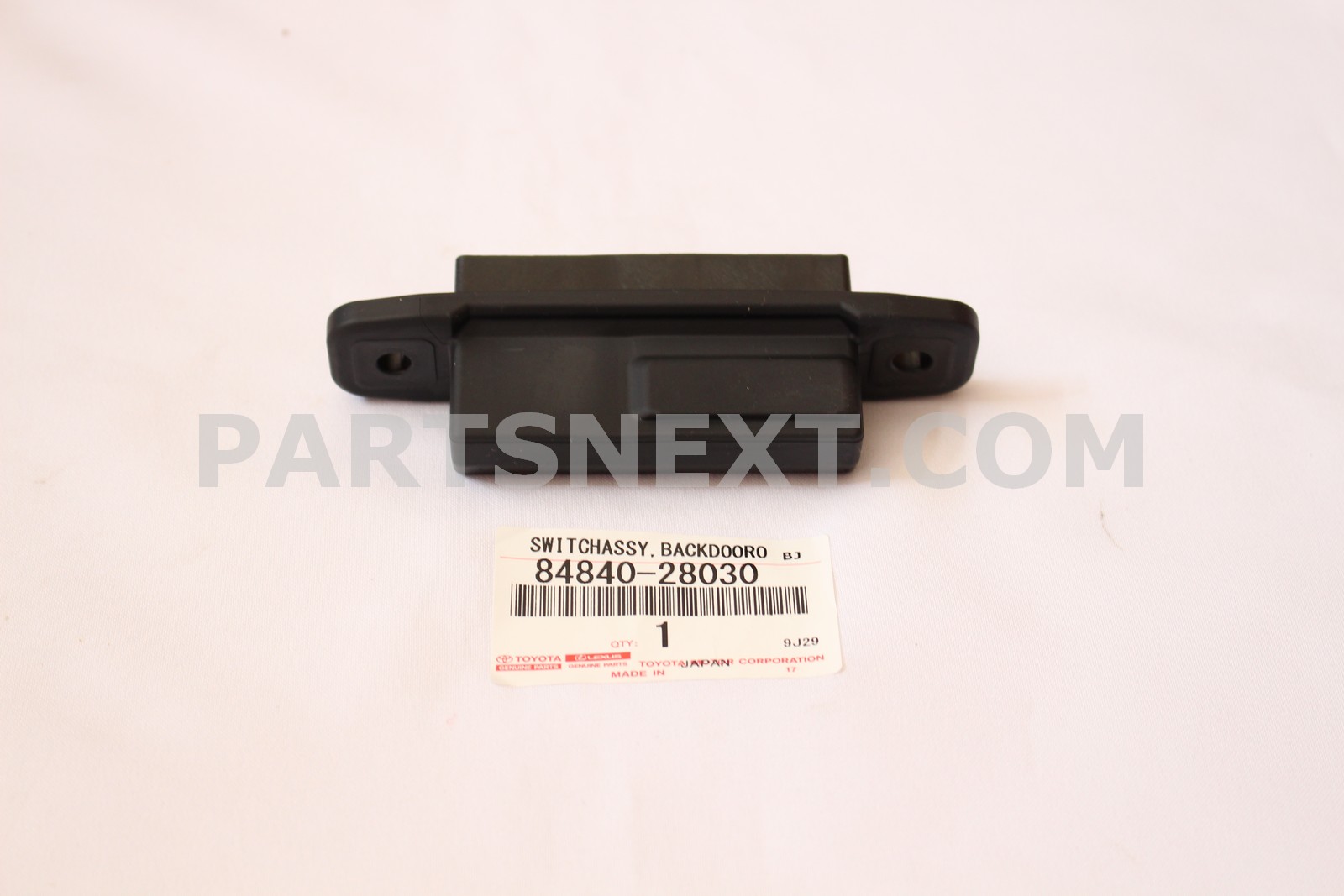 Toyota :: 84840-28030 SWITCH ASSY, BACK DOOR OPENER