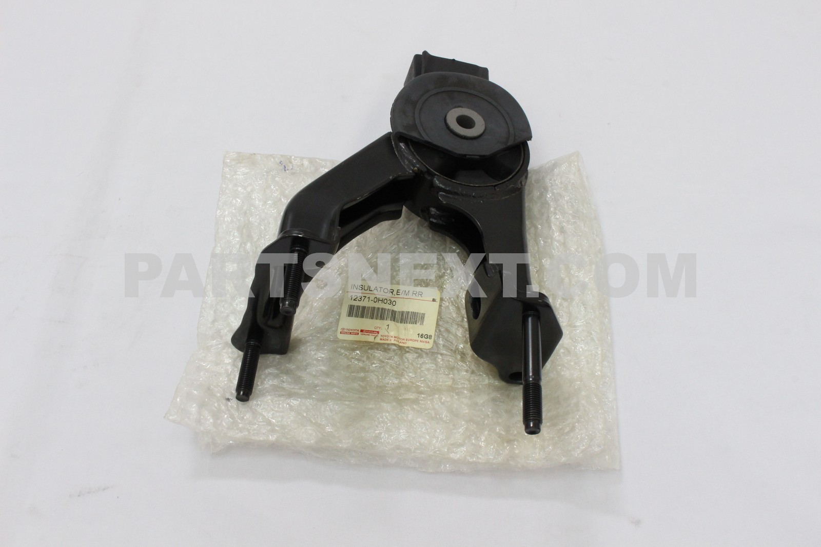 Toyota :: 12371-0H030 INSULATOR, ENGINE MOUNTING, REAR