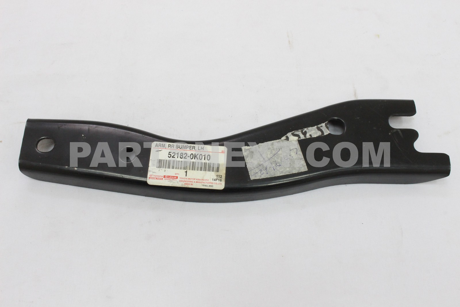 Toyota :: 52182-0K010 ARM, REAR BUMPER, LH