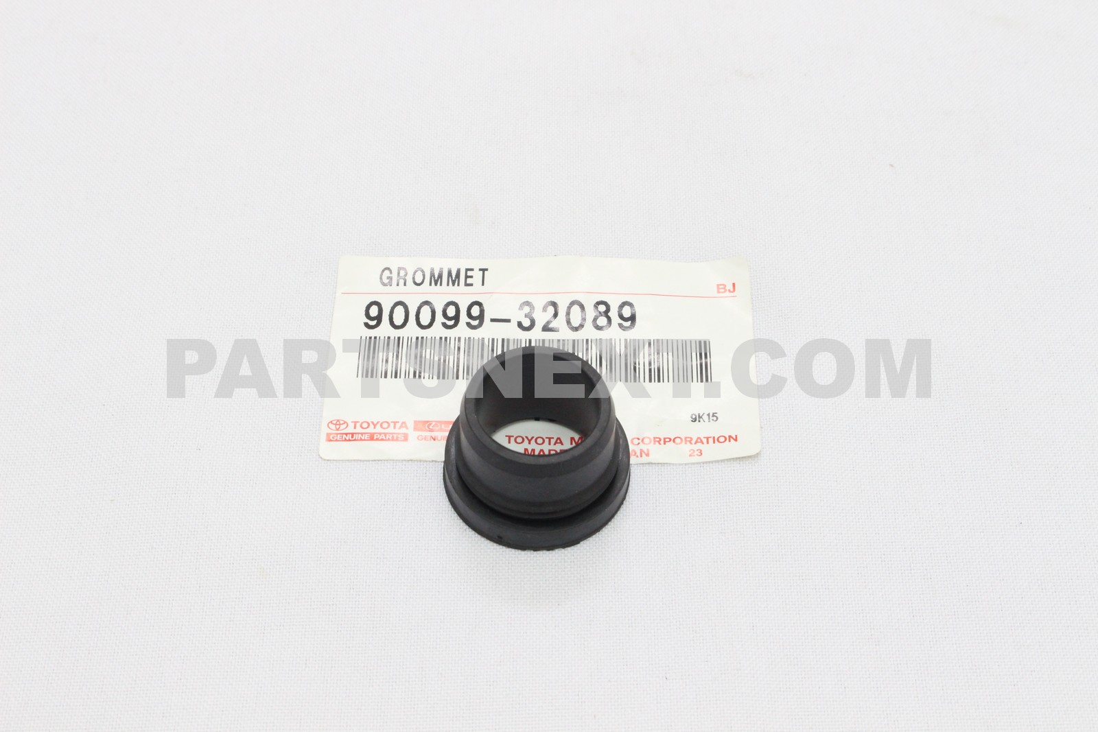 Toyota :: 90099-32089 BUSH, HEADLAMP CLEANER WASHER JAR