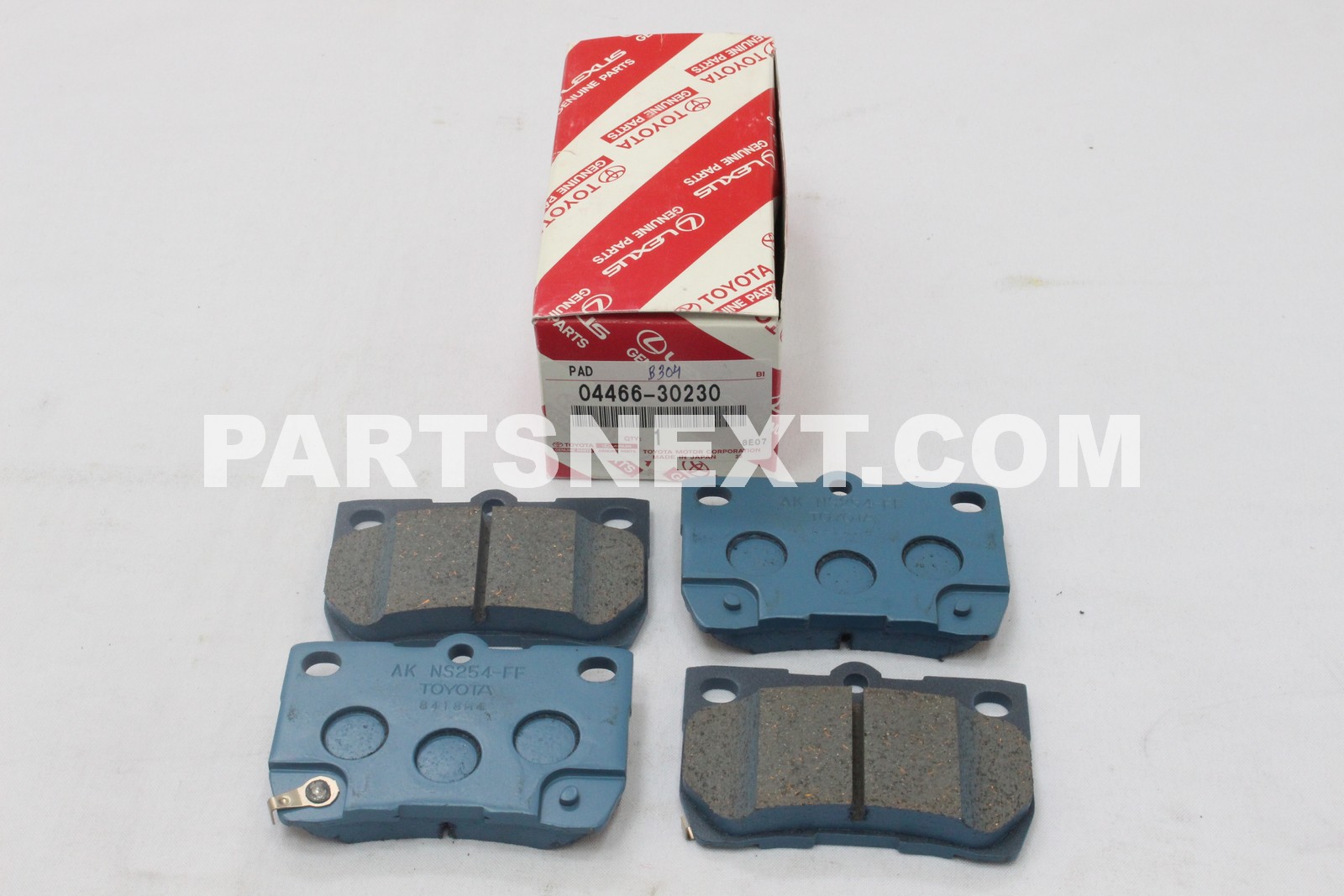 Toyota :: 04466-30230 PAD KIT, DISC BRAKE, REAR