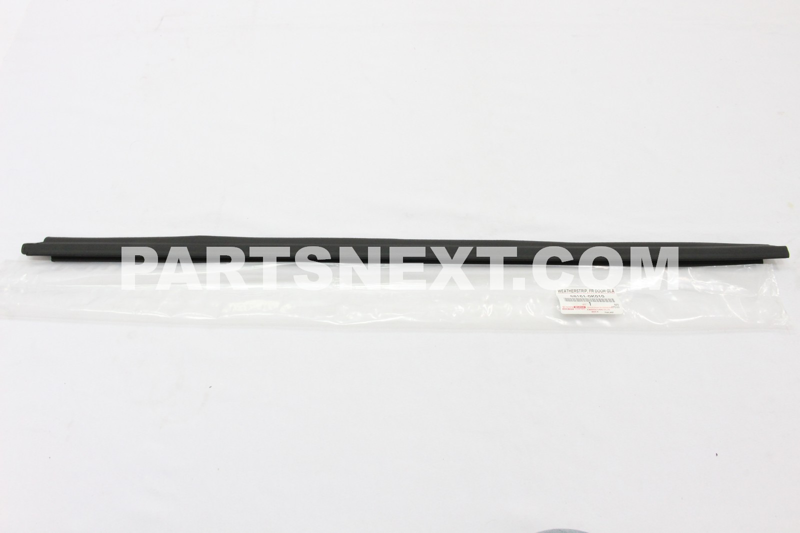 Toyota :: 68161-0K010 WEATHERSTRIP ASSY, FRONT DOOR GLASS, OUTER RH