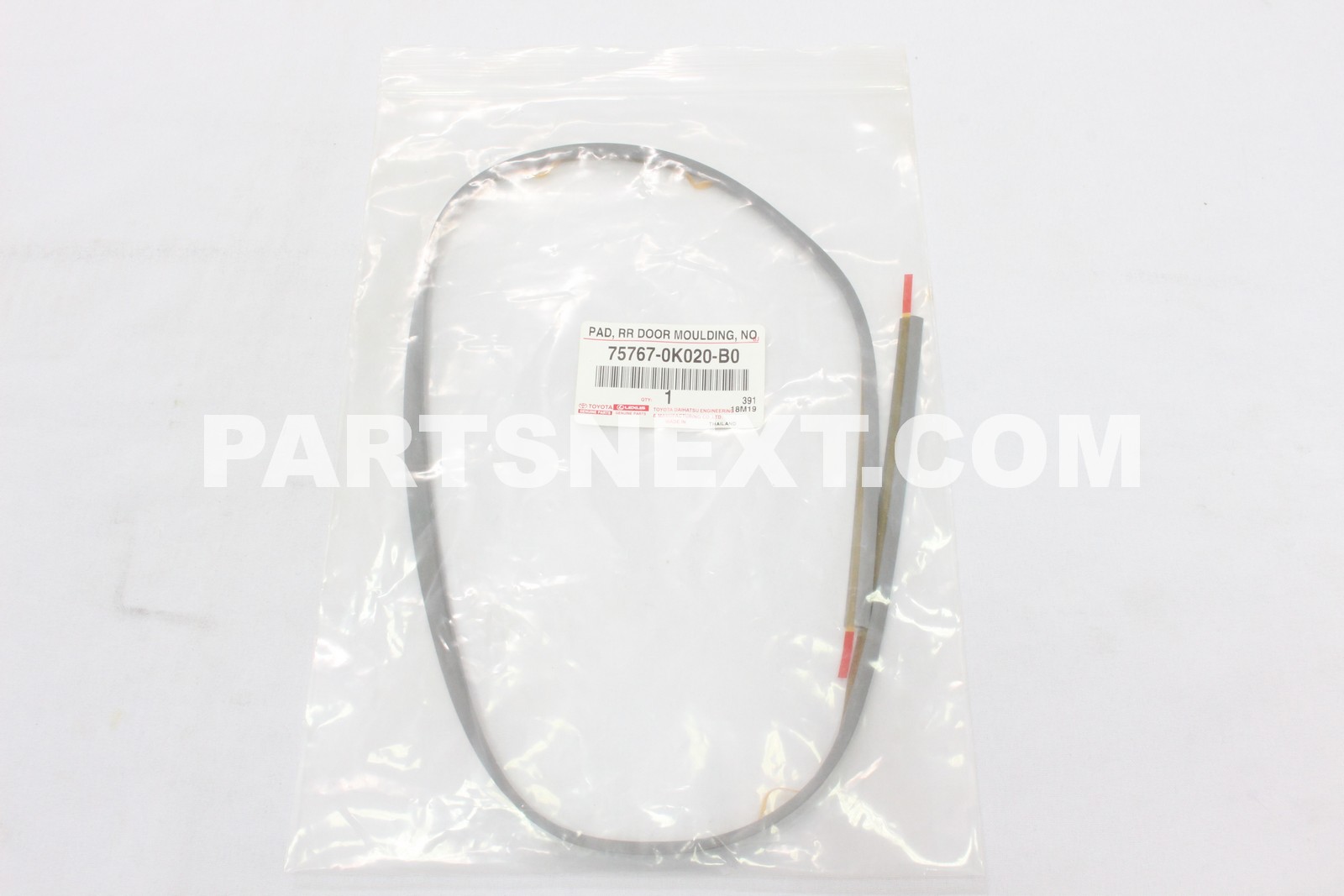 Toyota :: 75767-0K020-B0 PAD, REAR DOOR MOULDING,NO.1