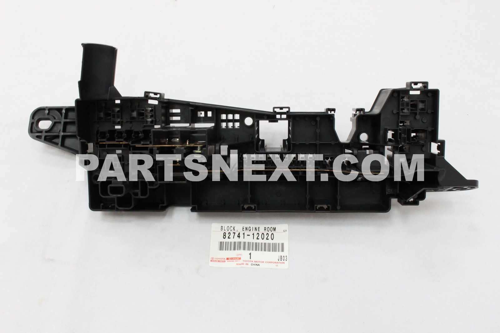 Toyota :: 82741-12020 BLOCK, ENGINE ROOM RELAY