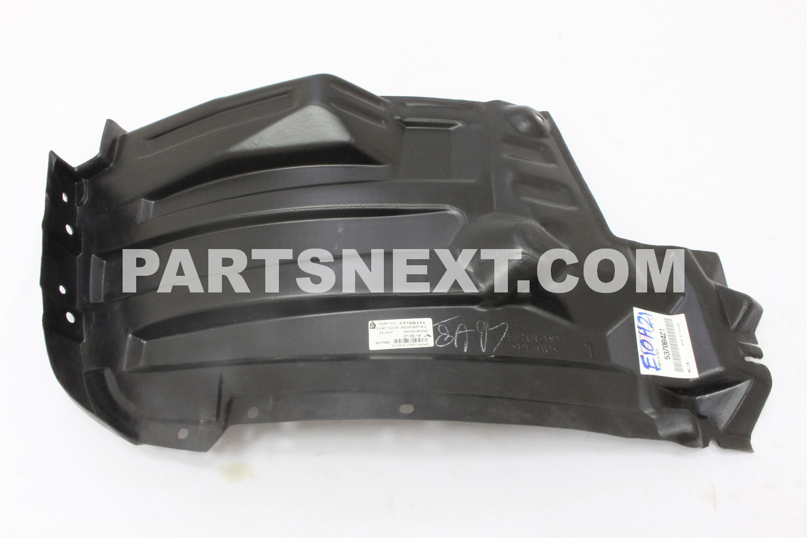 Mitsubishi :: 5370B421 SHIELD KIT,SPLASH,FR