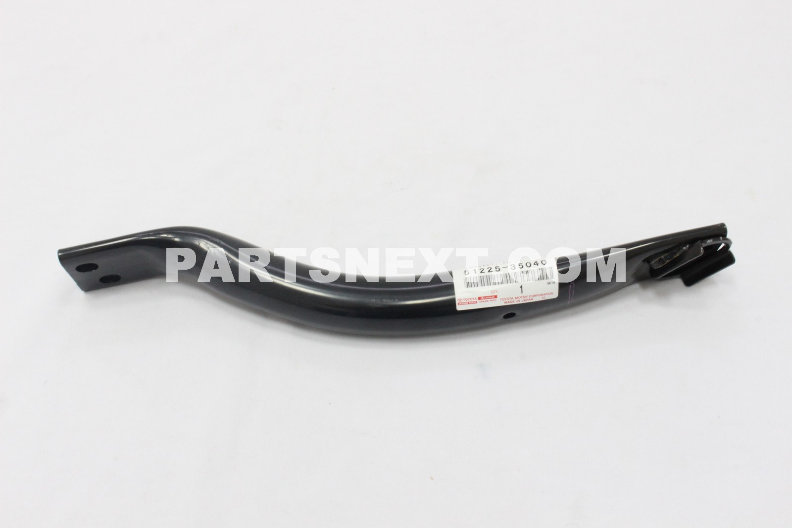 Toyota :: 51225-35040 BRACKET, FRONT SUSPENSION MEMBER, RH