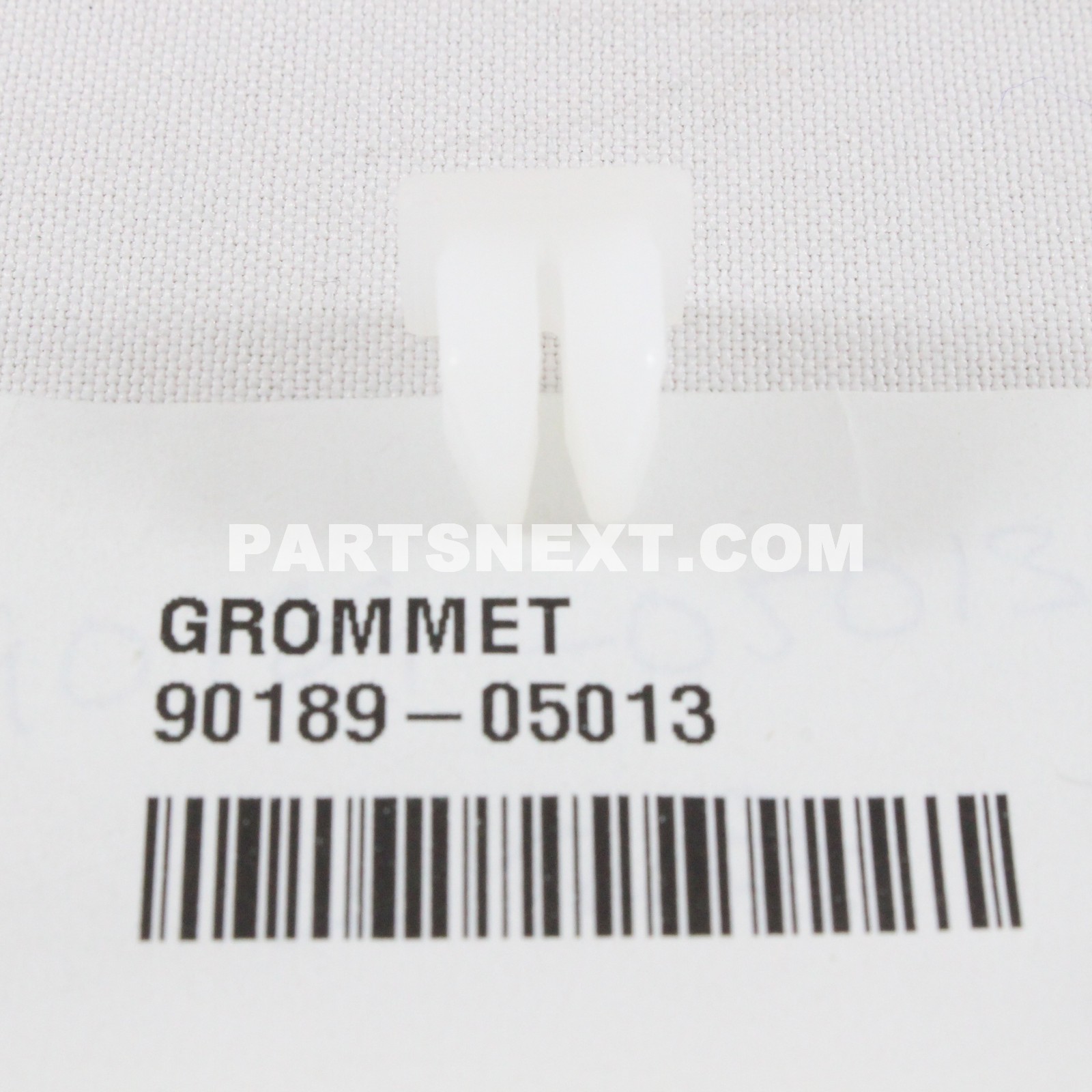 Toyota :: 90189-05013 NUT, HEADLAMP SELF LOCKING