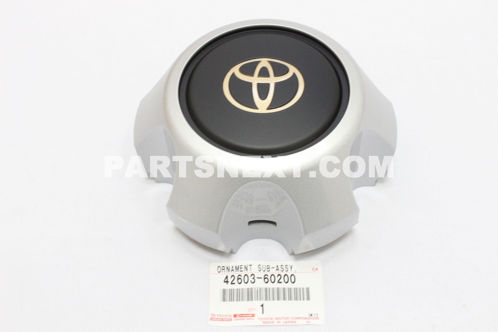 Toyota :: 42603-60200 ORNAMENT SUB-ASSY, WHEEL HUB