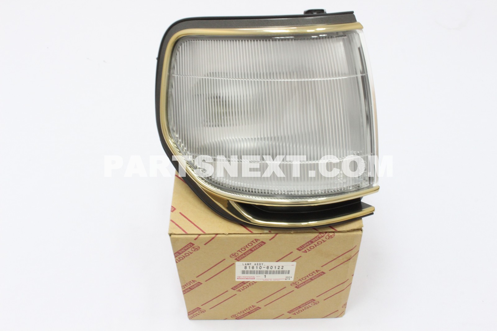 Toyota :: 81610-60122 LAMP ASSY, PARKING & CLEARANCE, RH