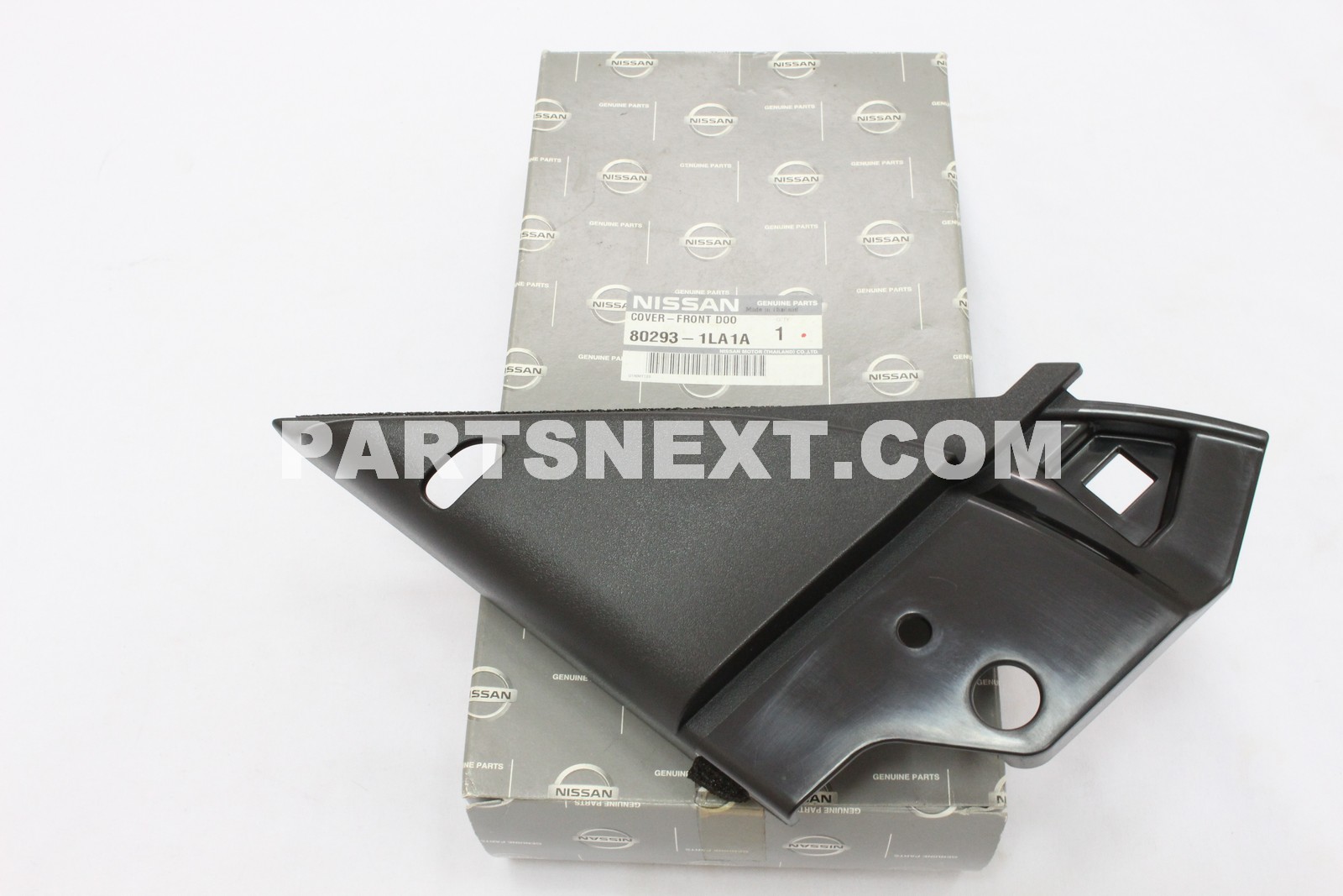 Nissan :: 80293-1LA1A COVER-FRONT DOOR CORNER,INNER LH
