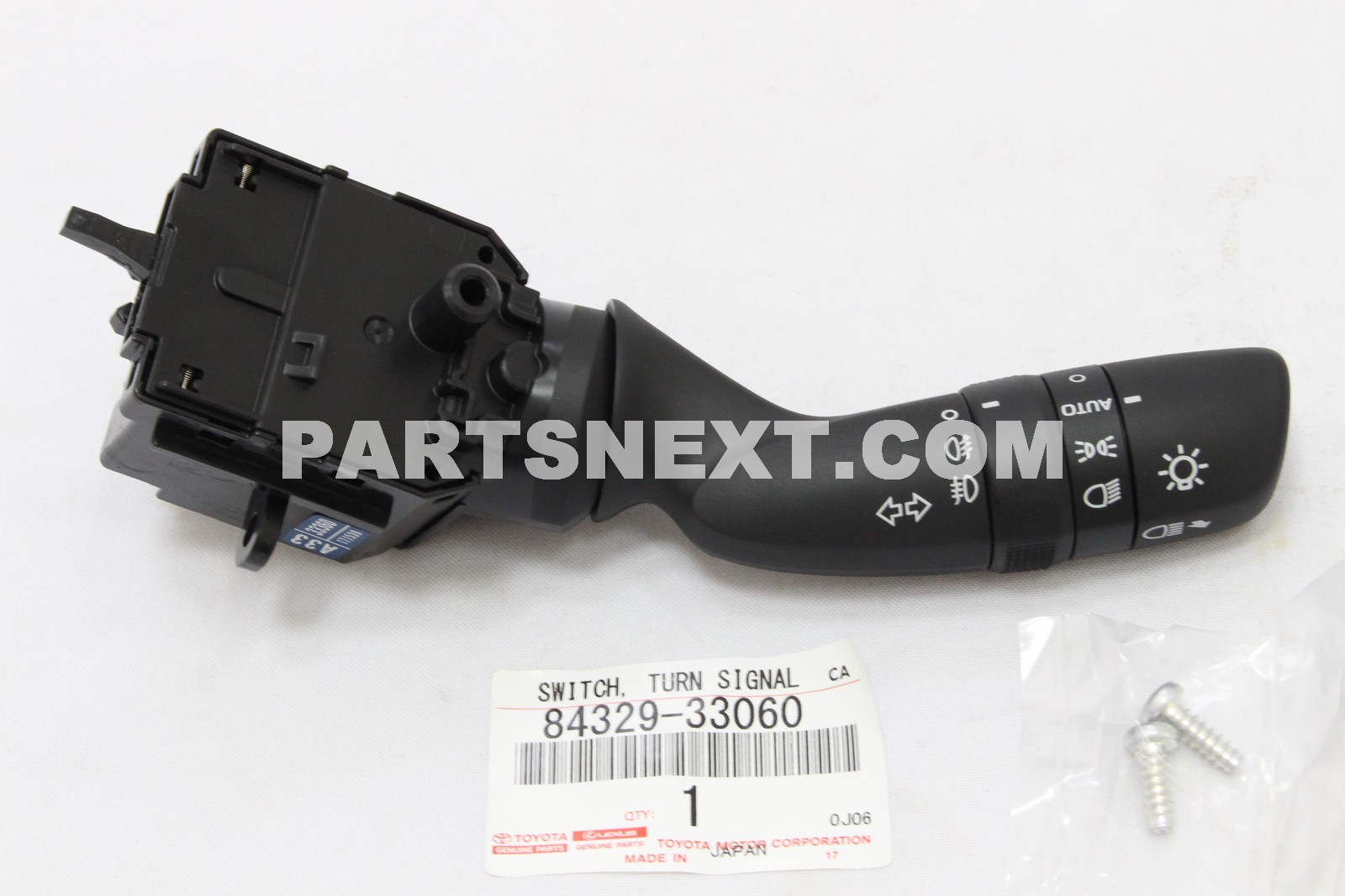 Toyota :: 84329-33060 SWITCH, TURN SIGNAL