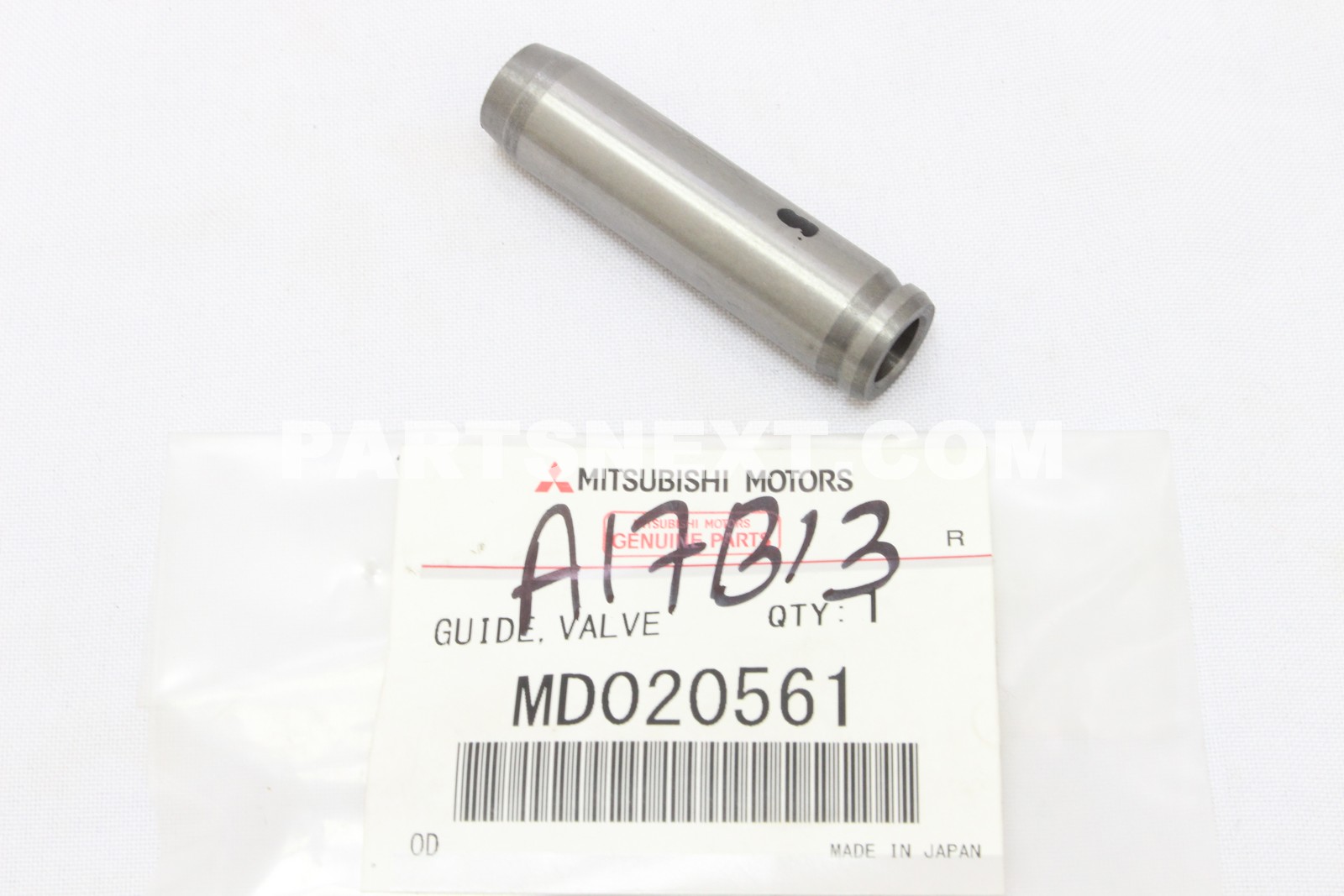 Mitsubishi :: MD020561 GUIDE,EXHAUST VALVE