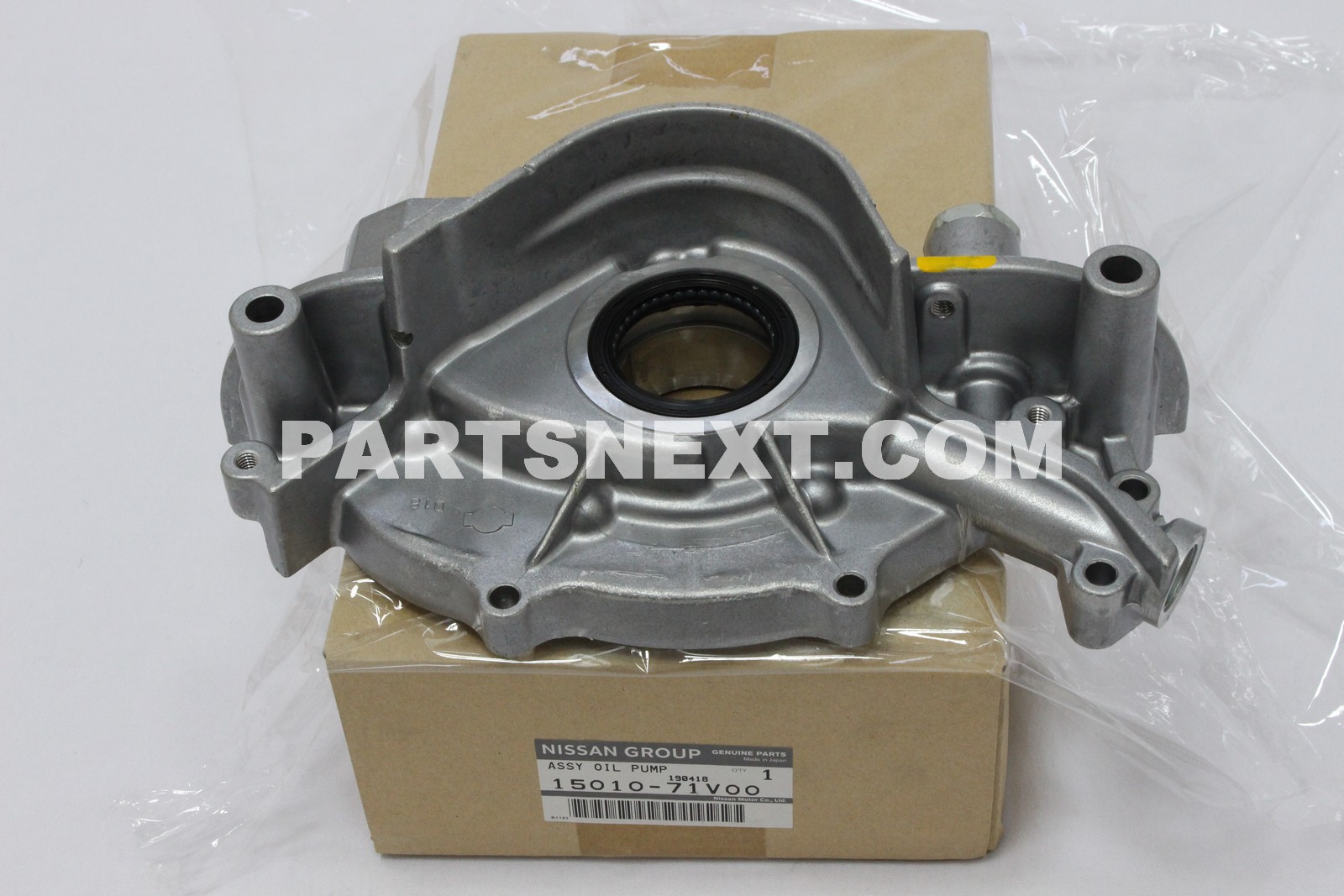 Nissan :: 15010-71V00 PUMP ASSY-OIL