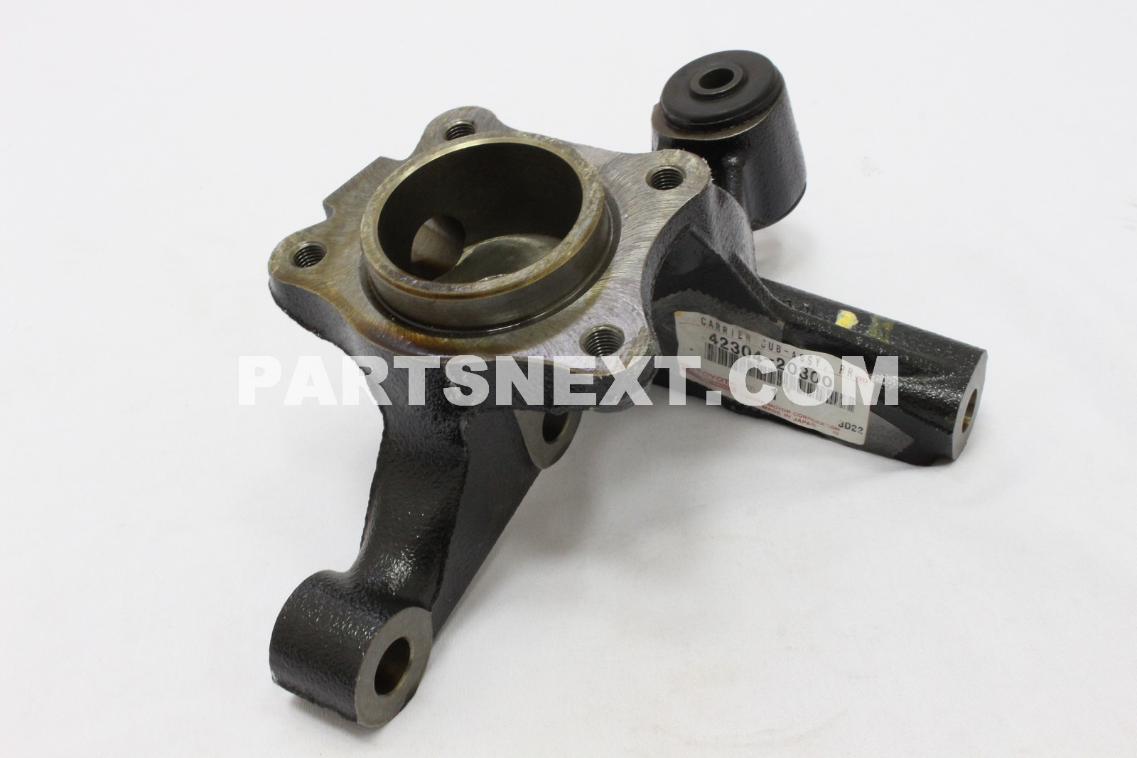 Toyota :: 42304-20300 CARRIER SUB-ASSY, REAR AXLE, RH