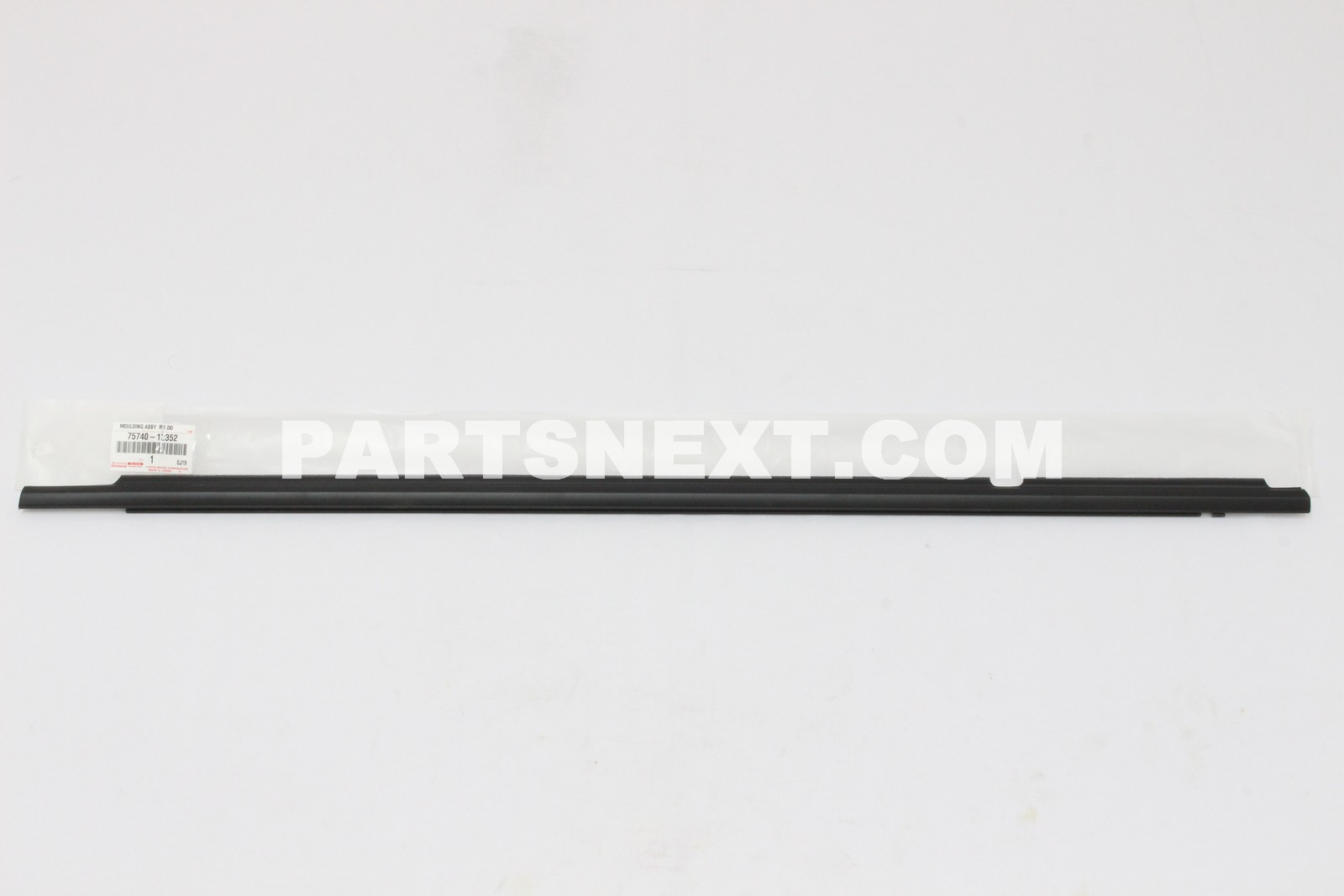 Toyota :: 75740-12352 MOULDING ASSY, REAR DOOR BELT, LH