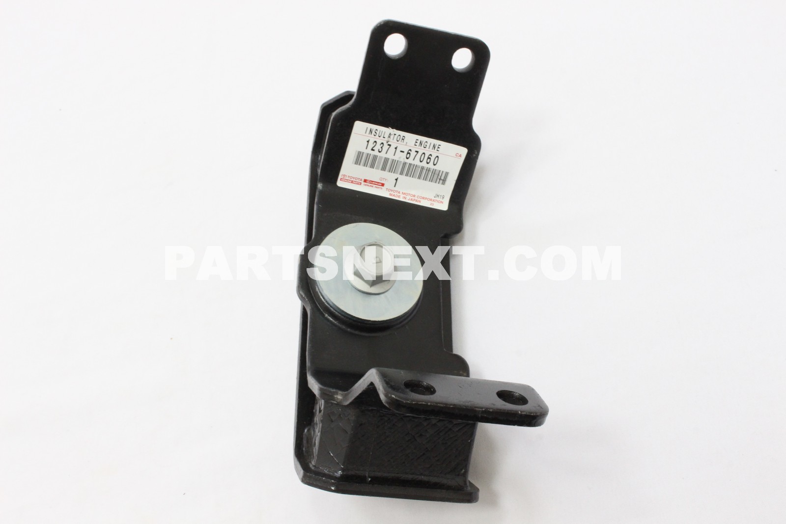 Toyota :: 12371-67060 INSULATOR, ENGINE MOUNTING, REAR NO.1