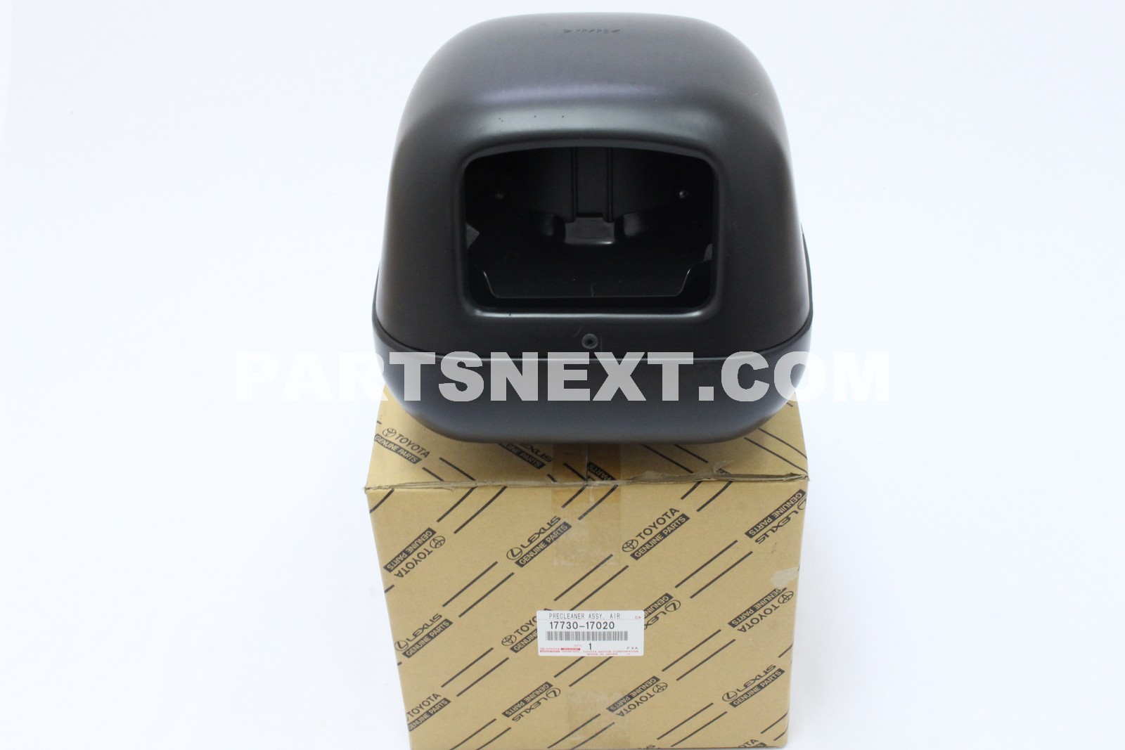 Toyota :: 17730-17020 PRECLEANER ASSY, AIR W/HOSE