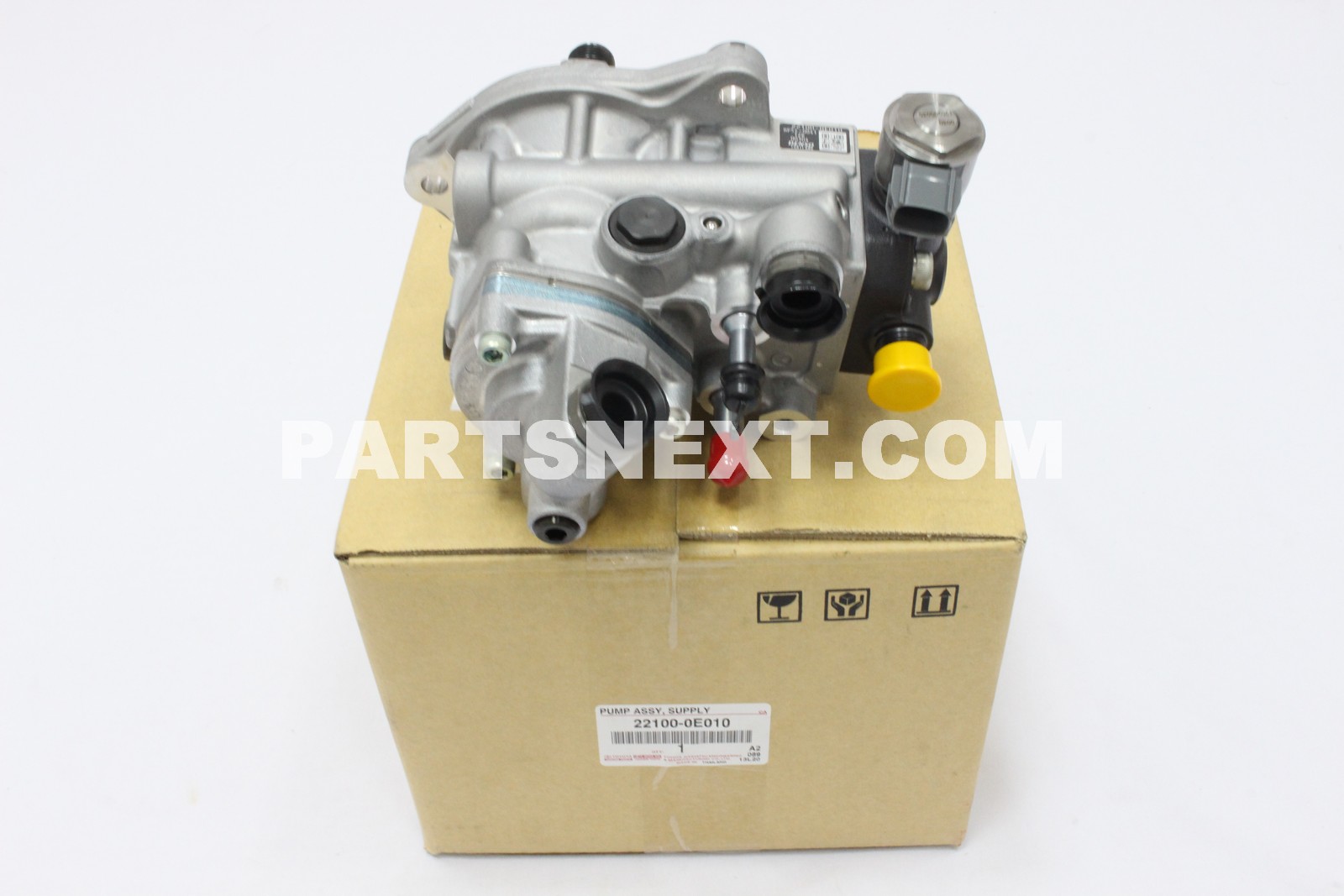 Toyota :: 22100-0E010 PUMP ASSY SUPPLY