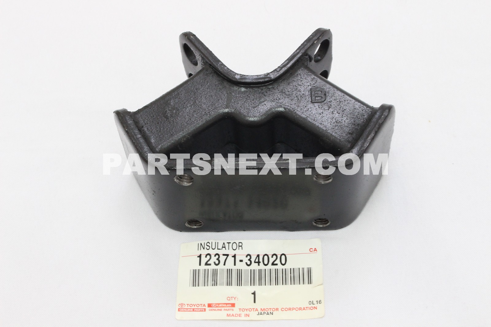 Toyota :: 12371-34020 INSULATOR, ENGINE MOUNTING, REAR NO.1