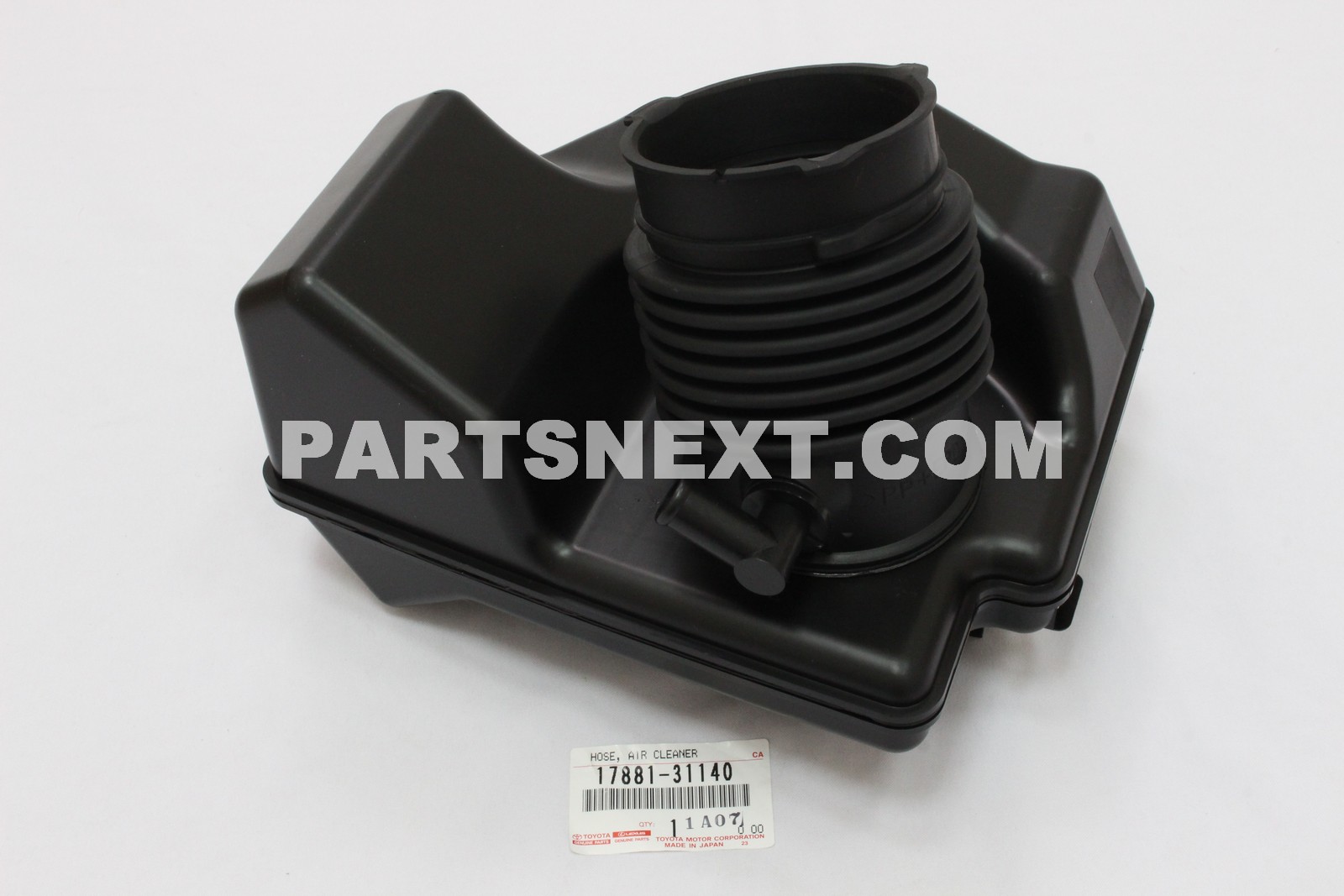 Toyota :: 17881-31140 HOSE, AIR CLEANER, NO.1