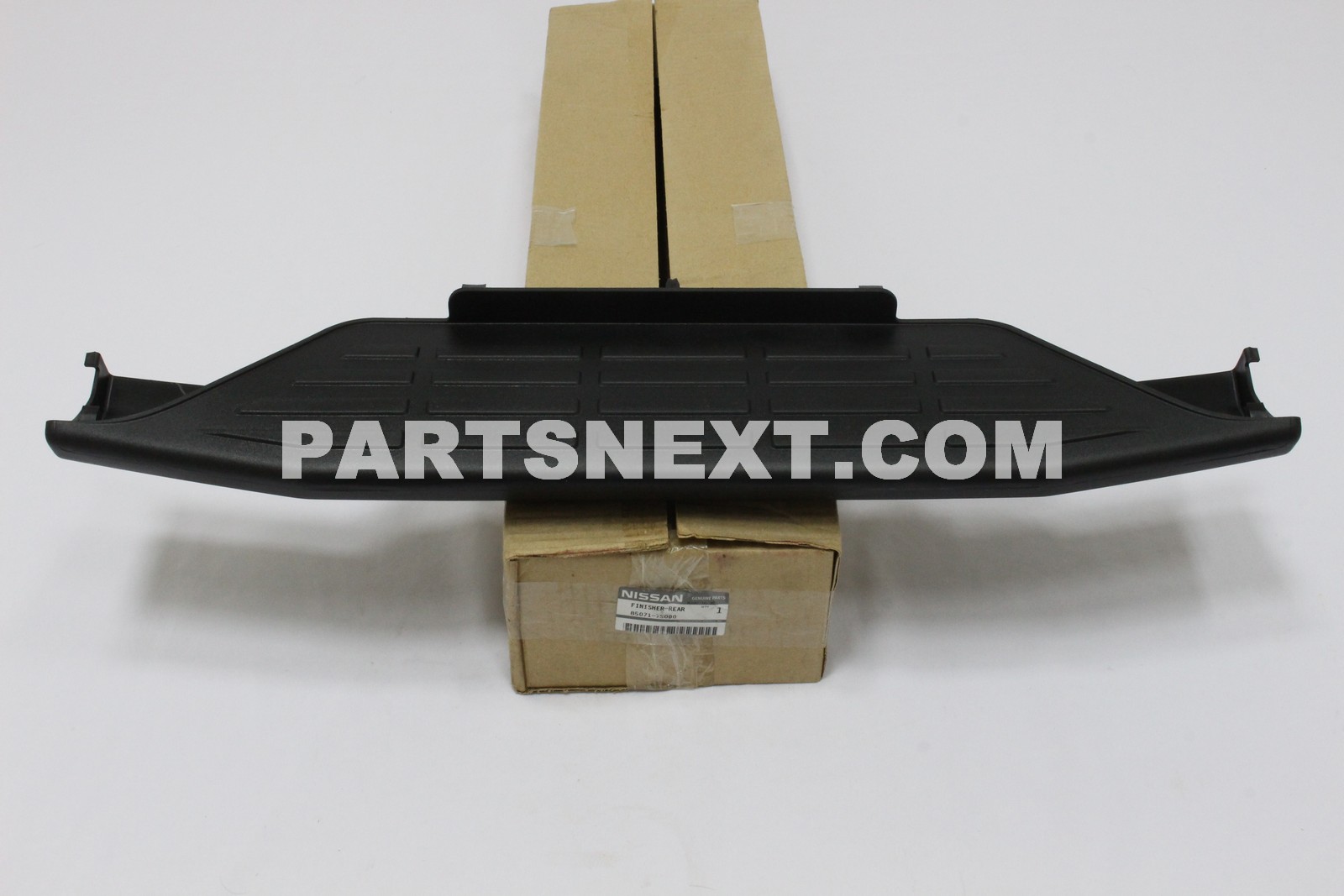 Nissan :: 85071-7S000 FINISHER-REAR BUMPER,CENTER