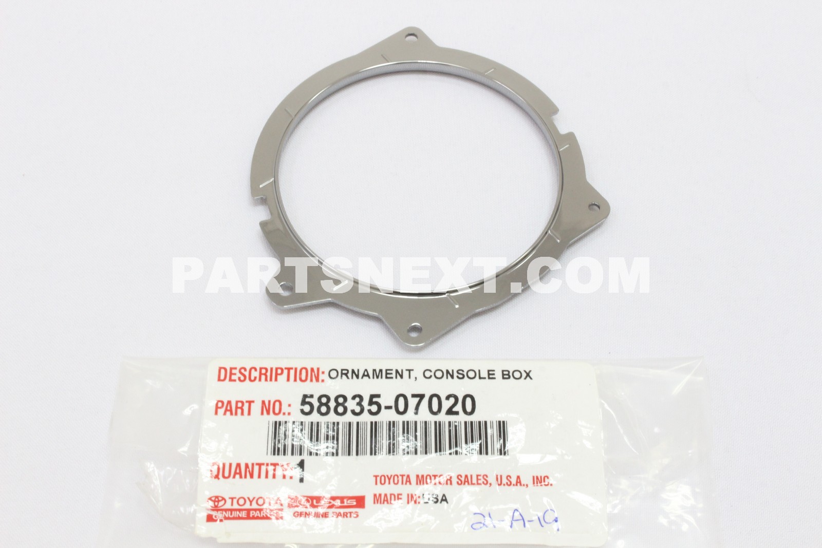 Toyota :: 58835-07020 ORNAMENT, CONSOLE BOX