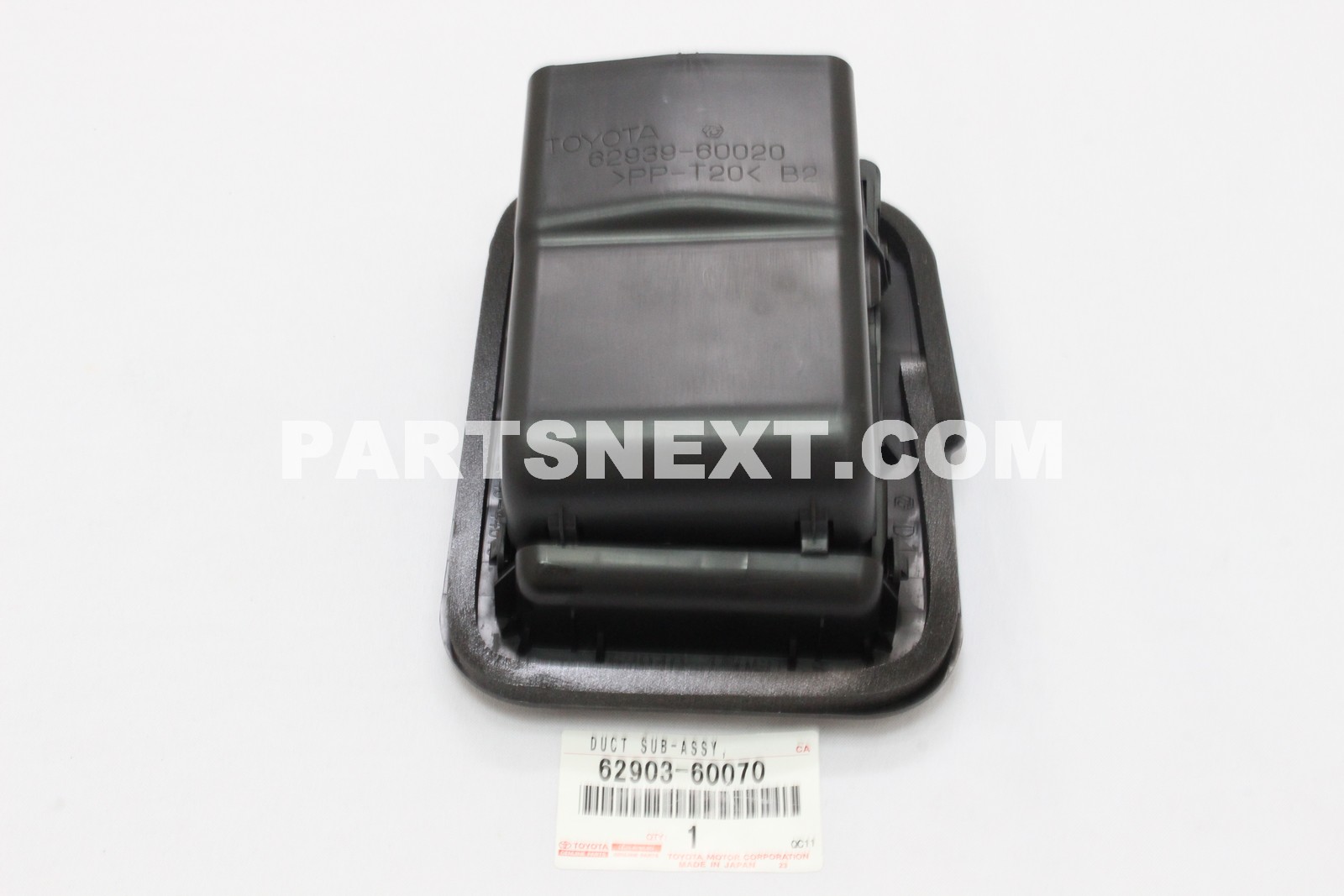 Toyota :: 62903-60070 DUCT ASSY, QUARTER VENT, RH/LH