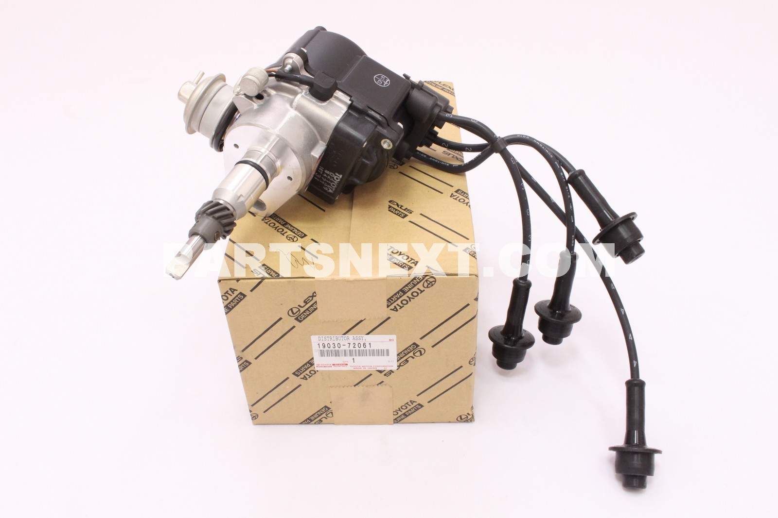 Toyota :: 19030-72061 DISTRIBUTOR ASSY