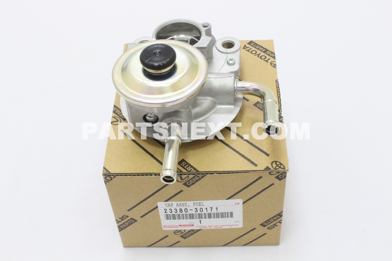 Toyota :: 23380-30171 CAP ASSY, FUEL FILTER