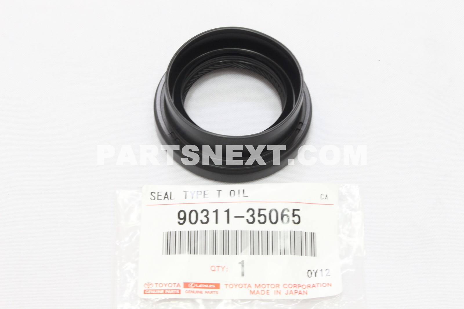Toyota :: 90311-35065 OIL SEAL, FRONT DRIVE SHAFT, RH