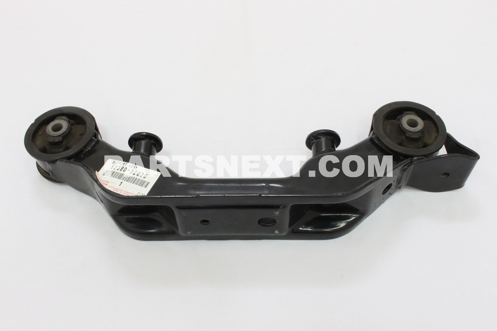 Toyota :: 52380-32020 SUPPORT, REAR DIFFERENTIAL, NO.1