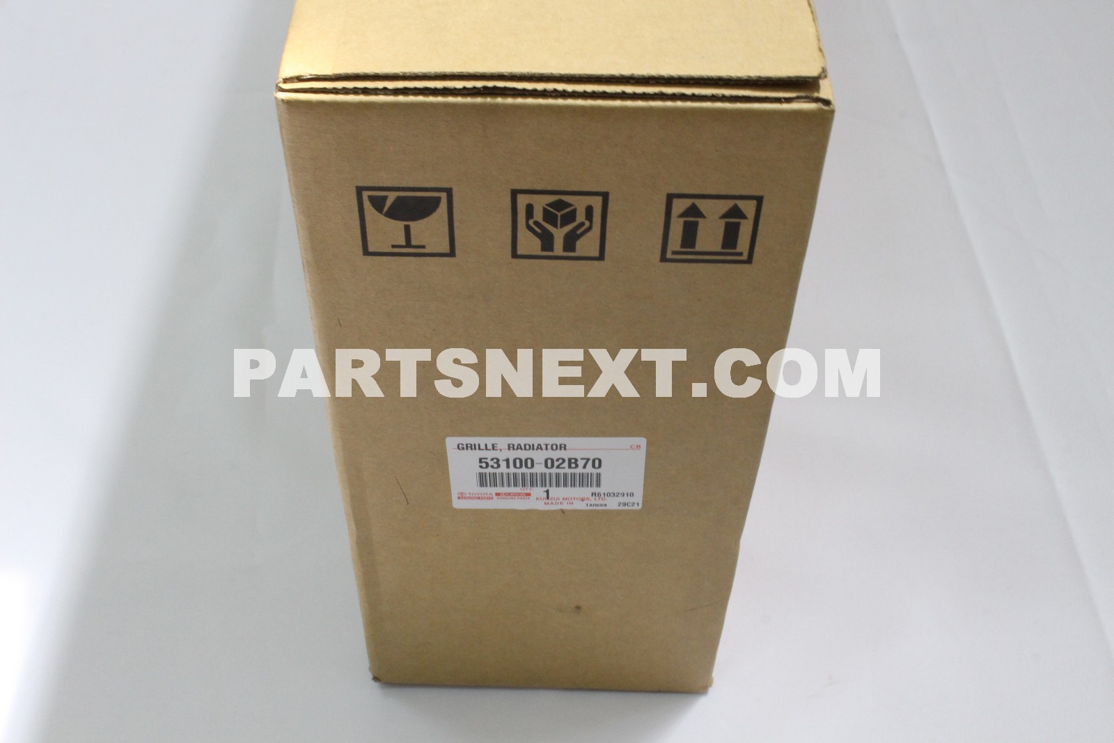 Toyota :: 53100-02B70 GRILLE ASSY RADIATO
