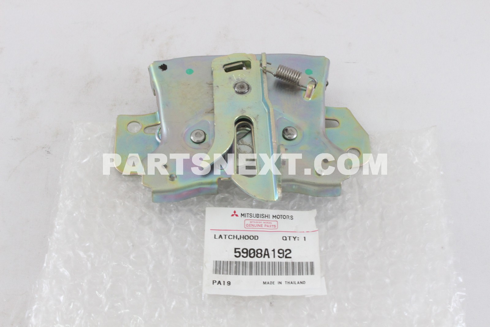 Mitsubishi :: 5908A192 LATCH,HOOD
