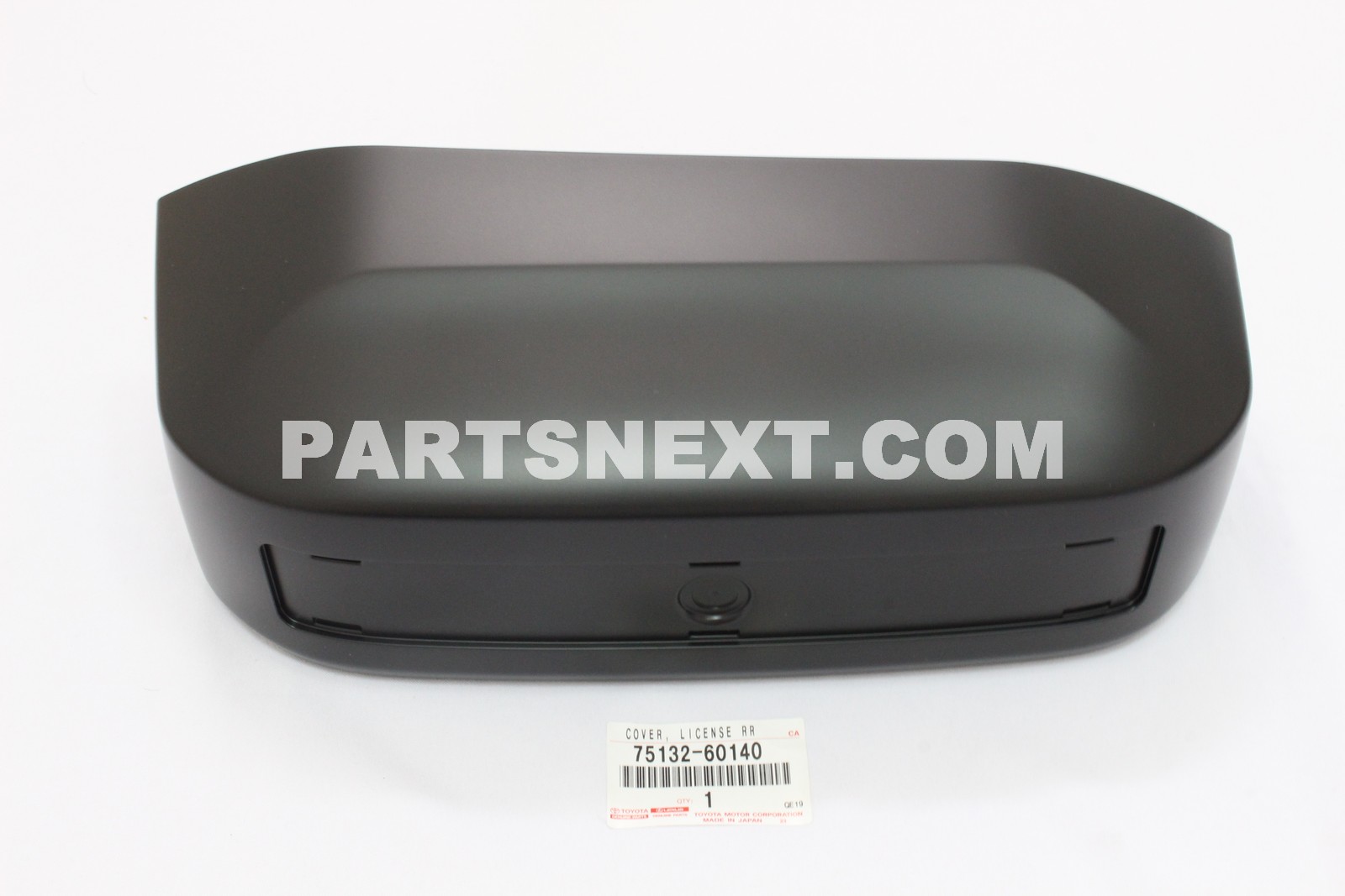 Toyota :: 75132-60140 COVER, LICENSE REAR LAMP
