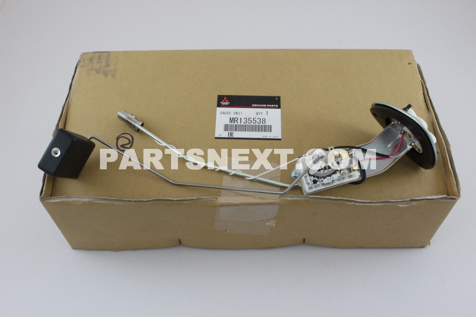 Mitsubishi :: MR135538 GAUGE UNIT,FUEL TANK