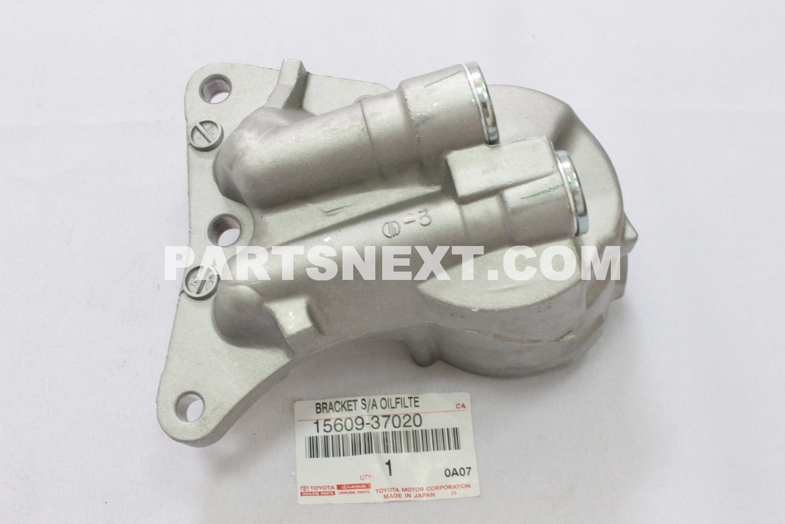 Toyota :: 15609-37020 BRACKET SUB-ASSY, OIL FILTER