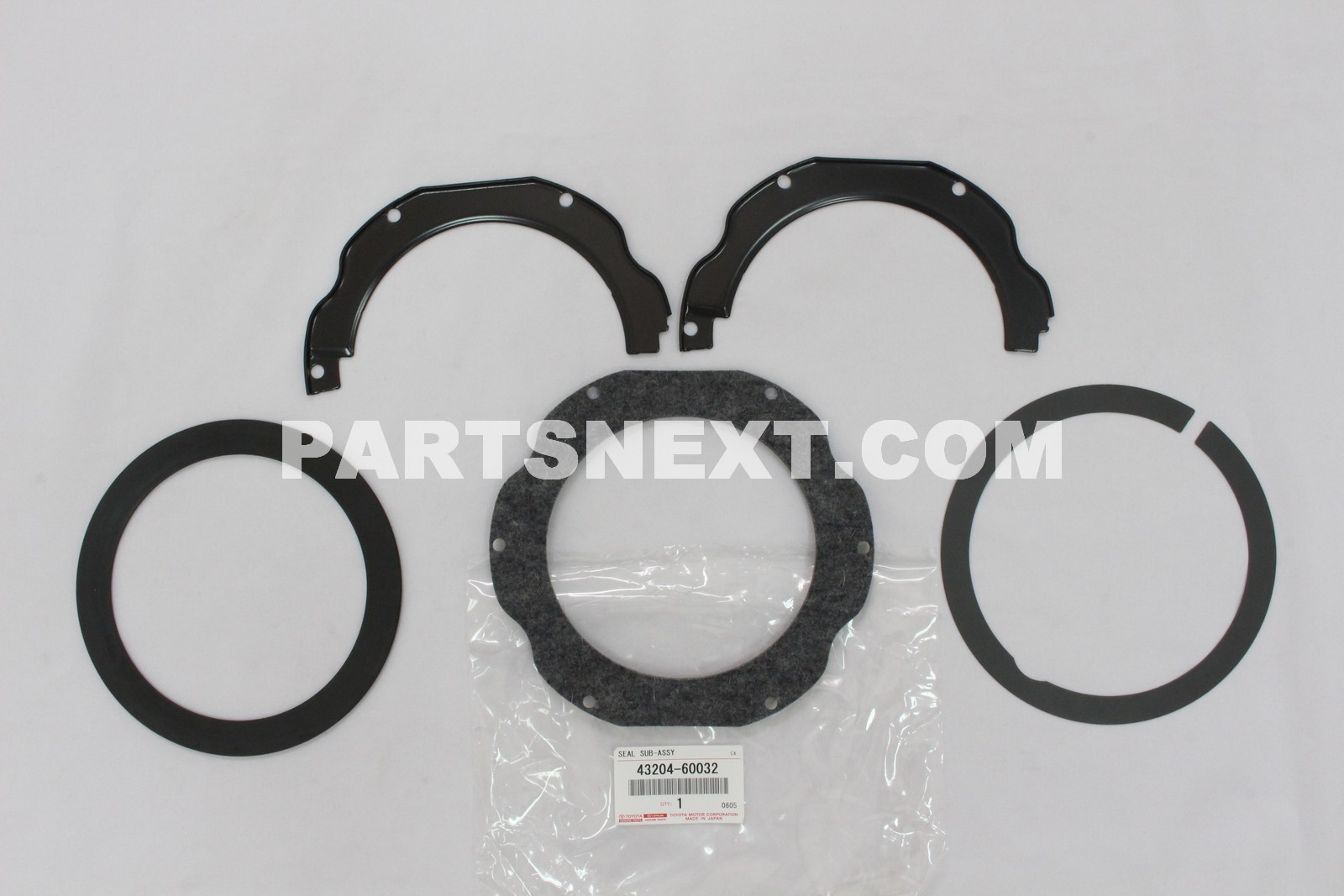 Toyota :: 43204-60032 SEAL SUB-ASSY, STEERING KNUCKLE OIL